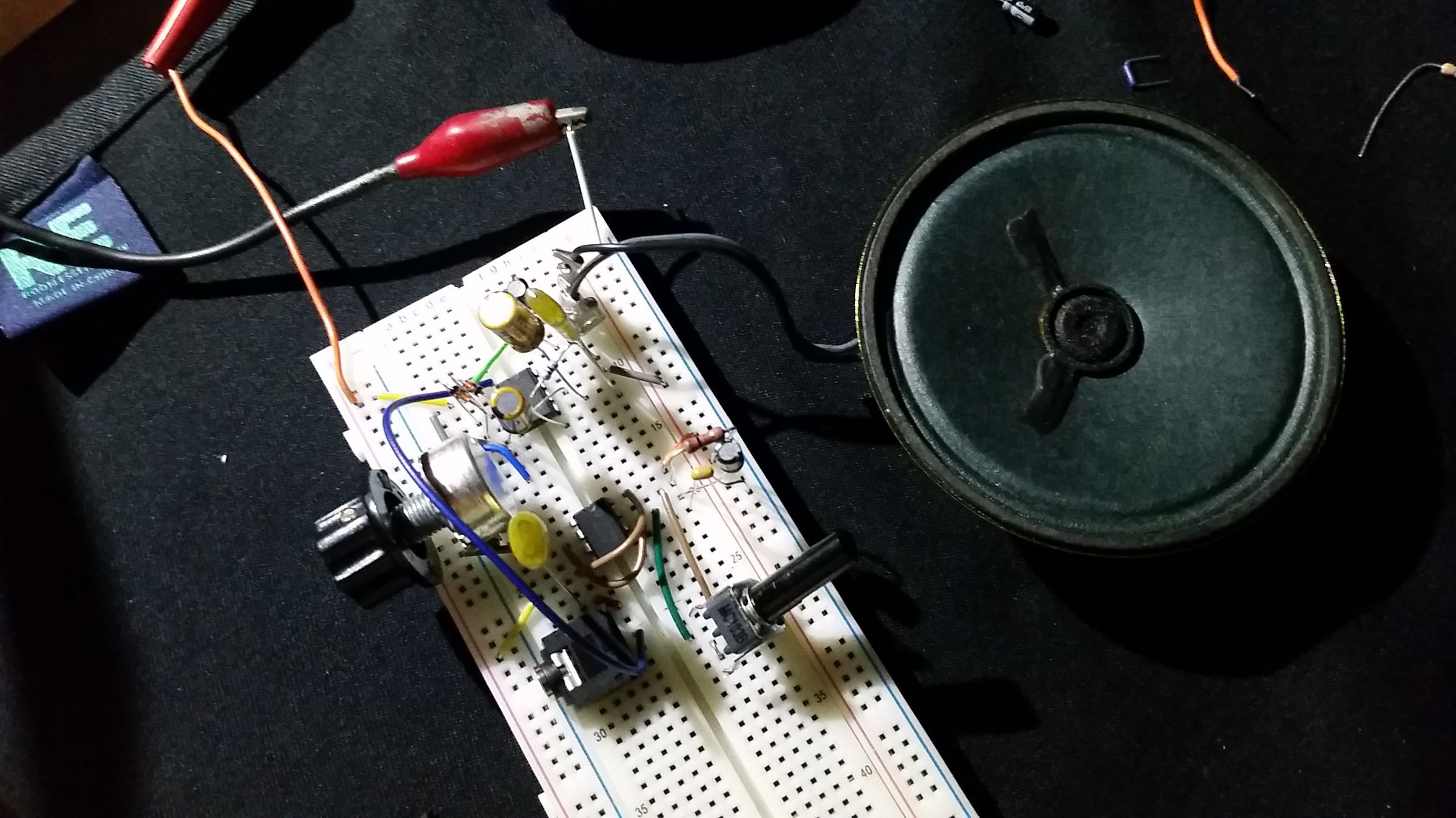 SN76489 Synthesizer : 9 Steps - Instructables