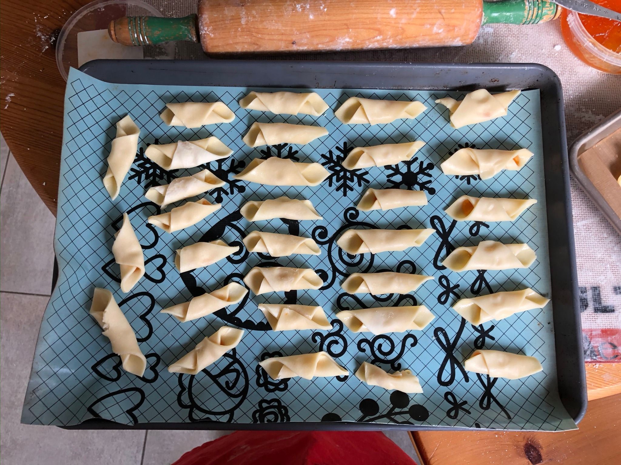 My Mom's Apricot Roll-up Cookies : 7 Steps (with Pictures) - Instructables