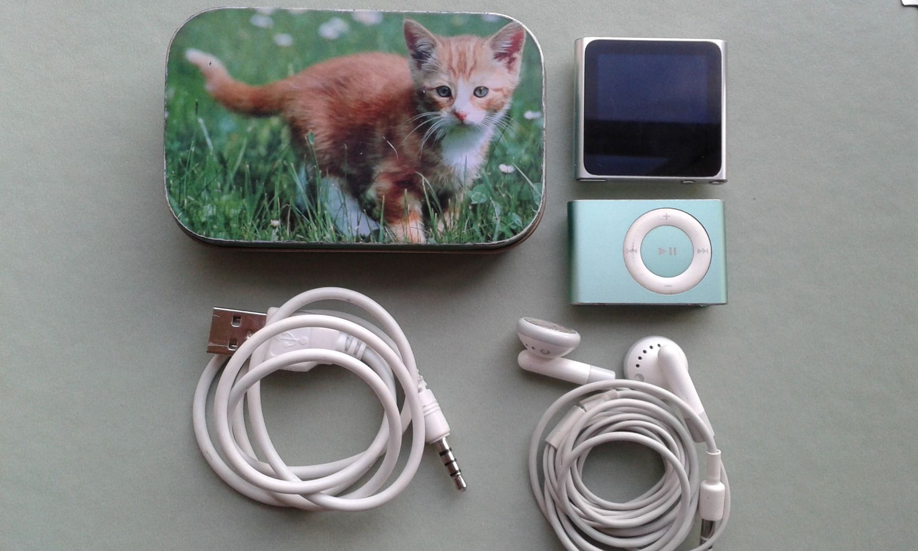 IPOD Storage Tin or Hiding Place (with Pictures) - Instructables