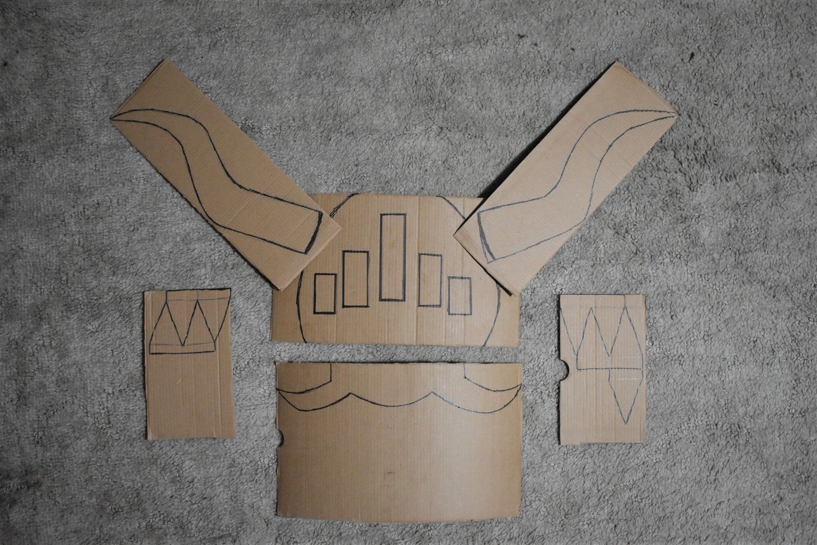 Method for Creating a Cardboard Mask : 5 Steps (with Pictures ...