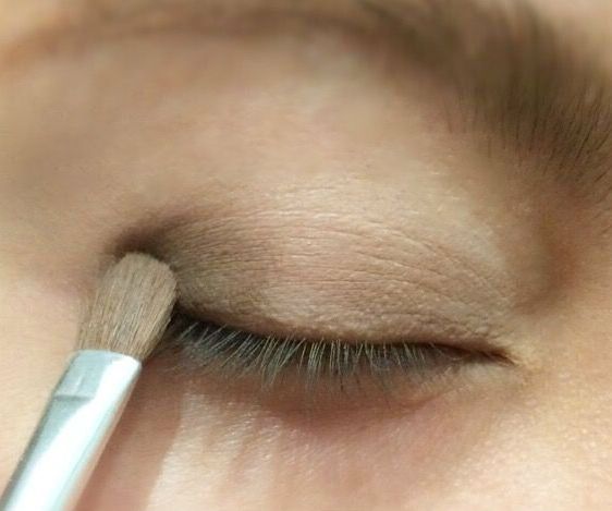 Basic Eyeshadow Techniques : 6 Steps (with Pictures) - Instructables