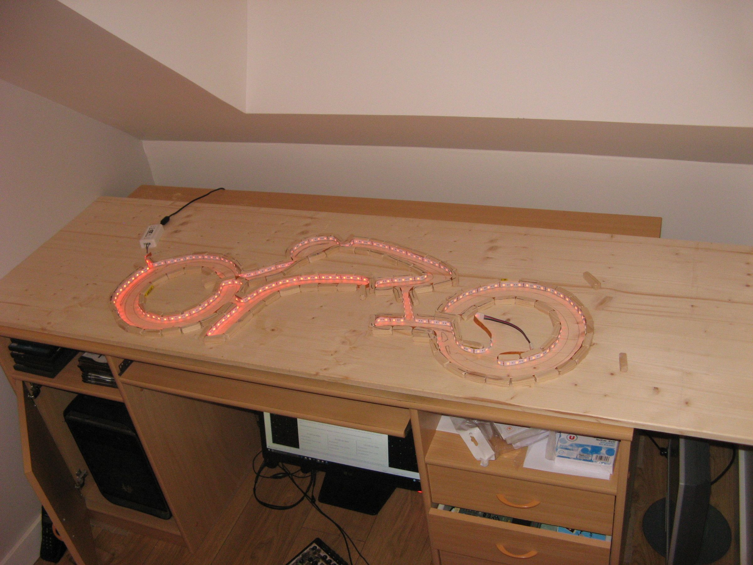 Make a Led Tron Desk and Led Tron Clock : 15 Steps (with Pictures ...