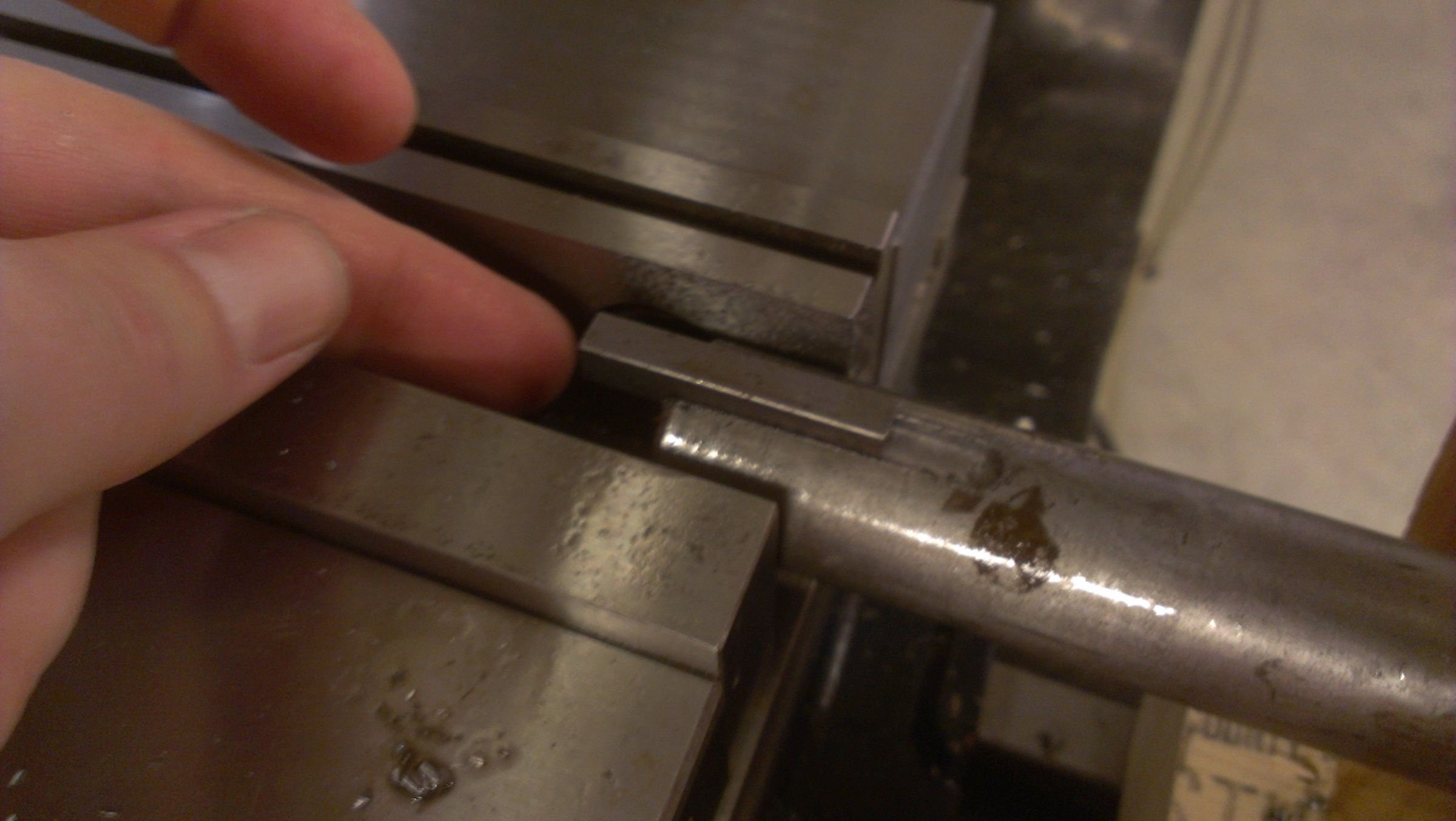 Milling a Keyway in a Steel Shaft - Instructables