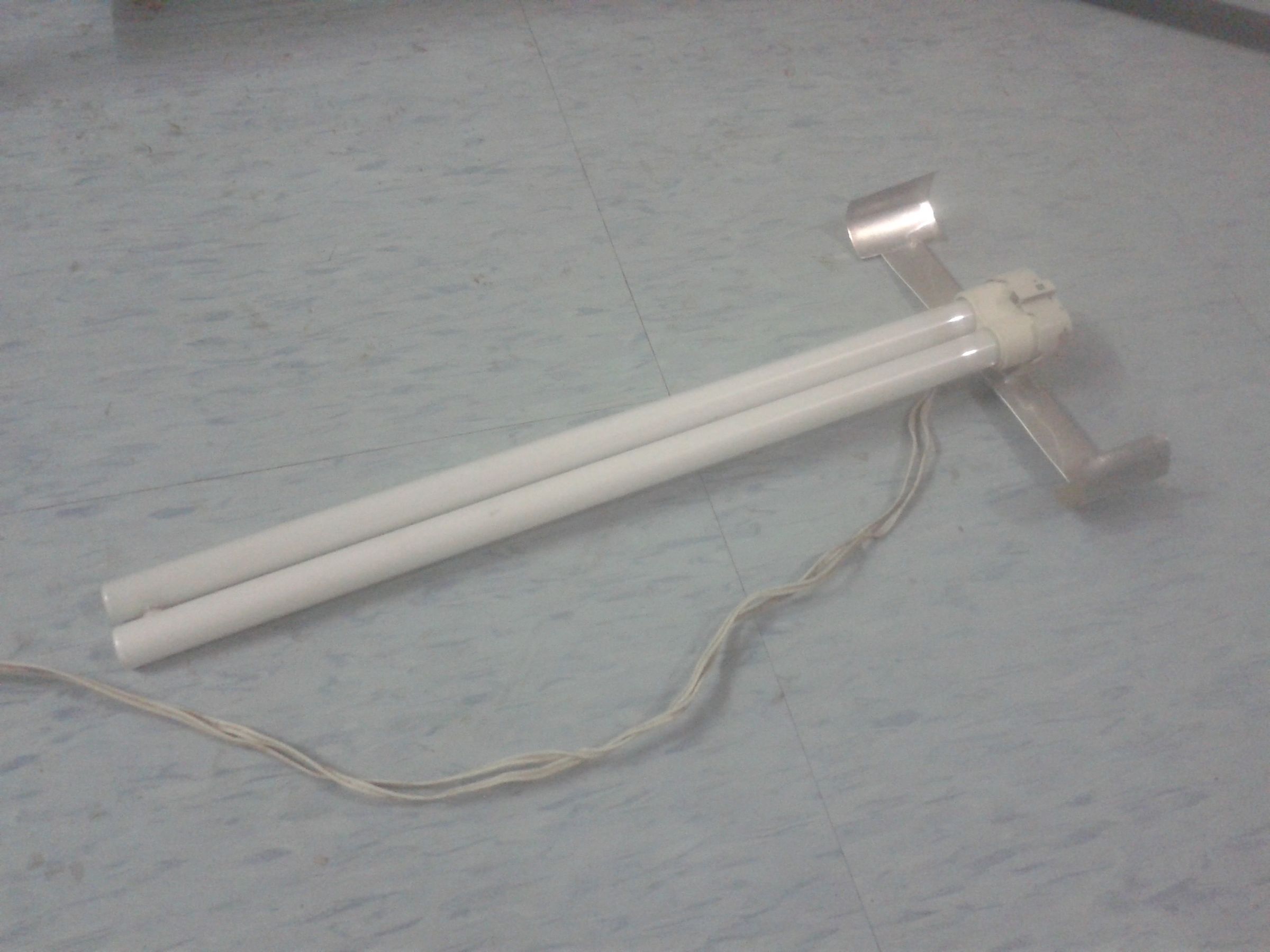 Easy DIY PLL Light Fitting for Planted Aquarium. : 7 Steps - Instructables