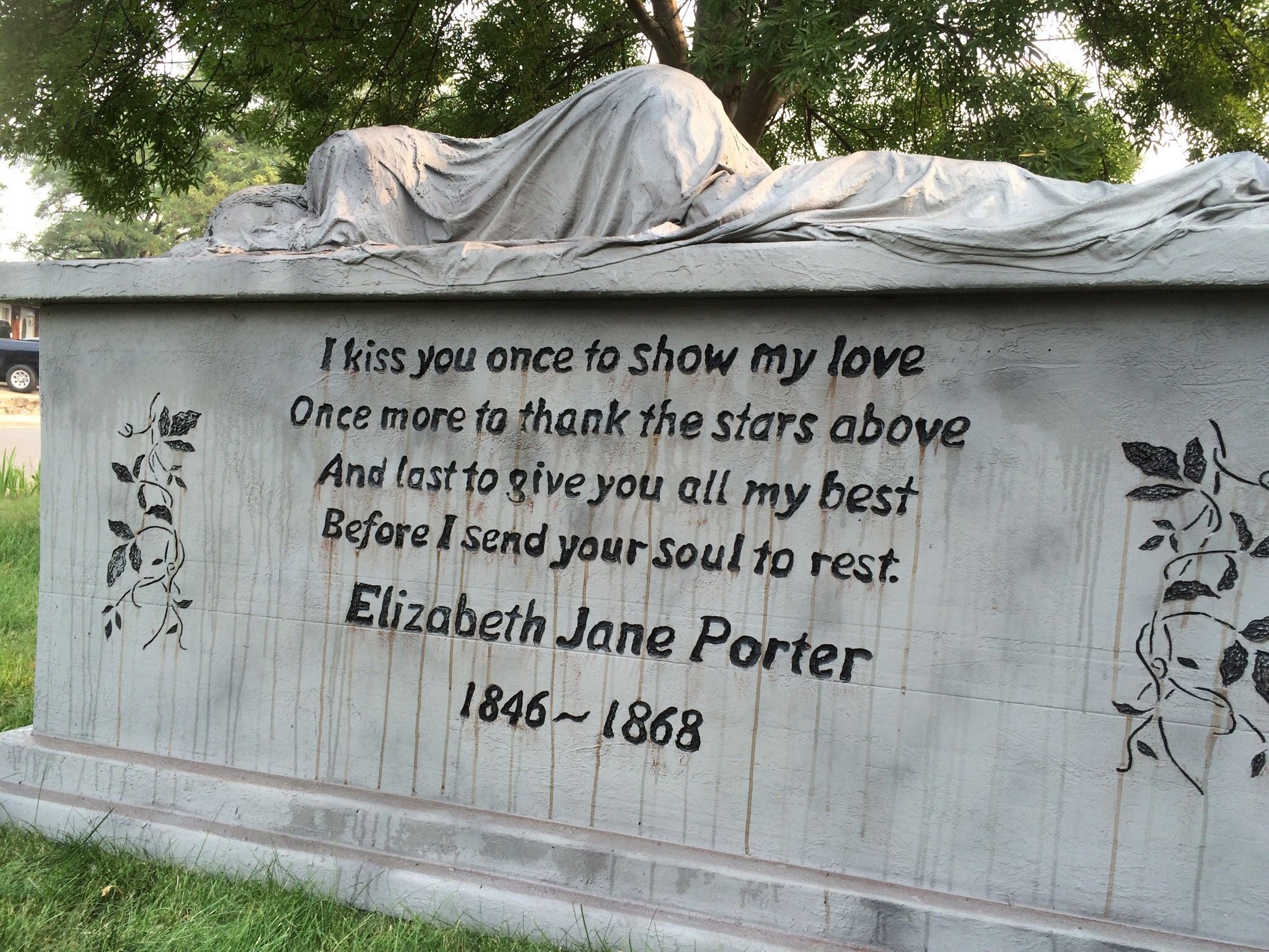 Halloween Crypt Prop : 7 Steps (with Pictures) - Instructables