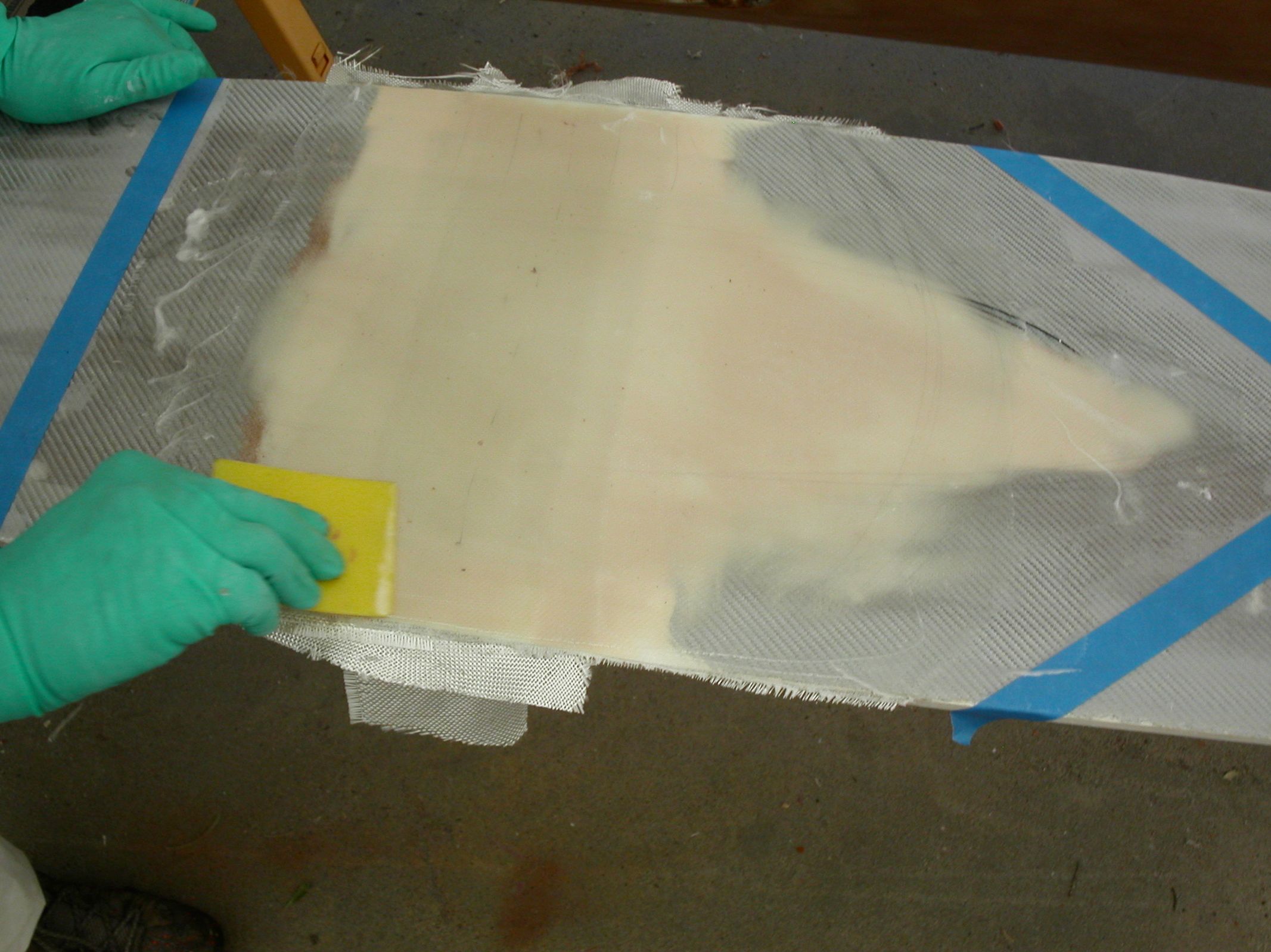 How to Fiberglass: Fixing a Cracked Kiteboard : 11 Steps (with Pictures ...