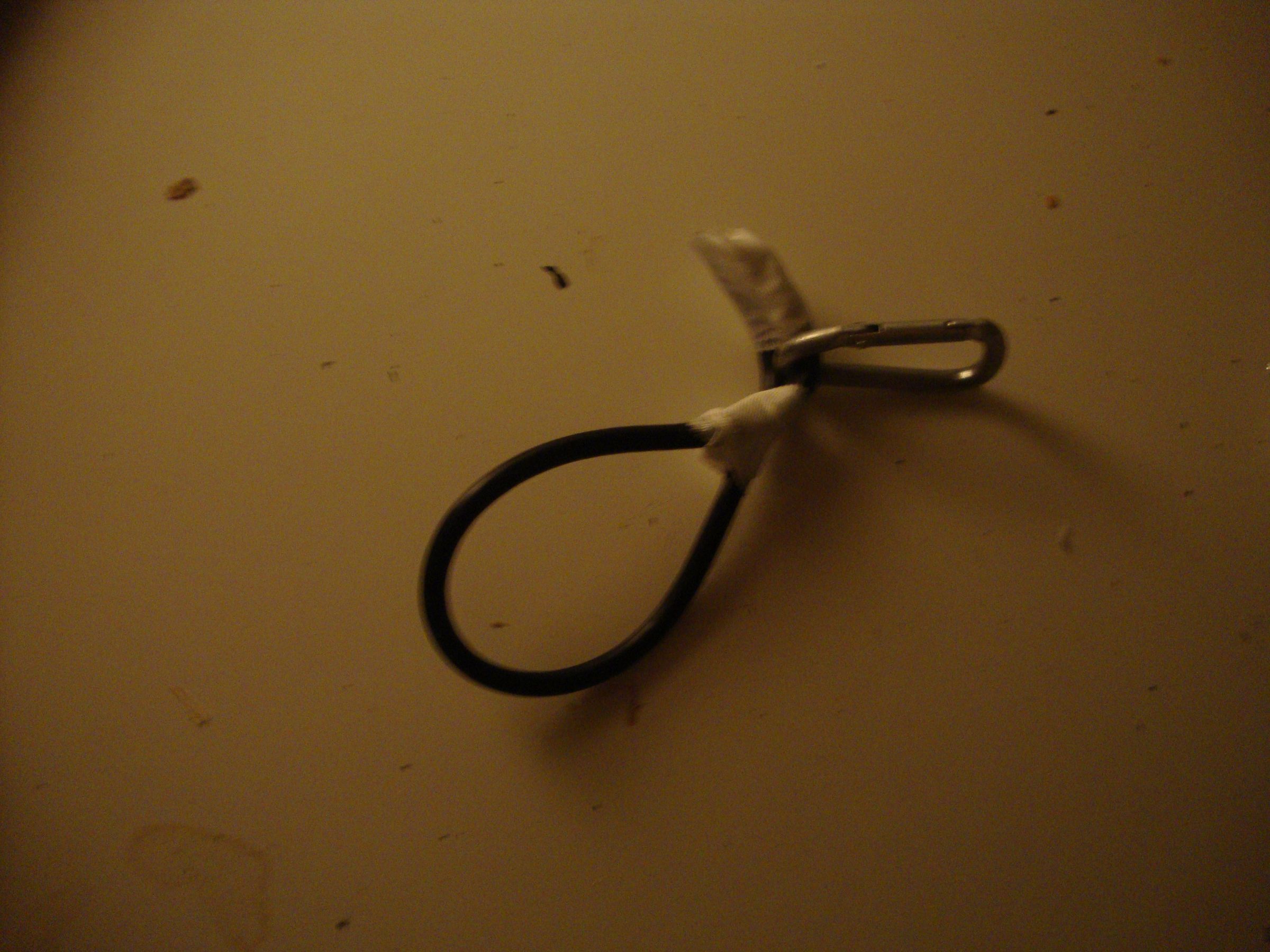 Maglite Belt Holster for All Big Maglites : 4 Steps - Instructables