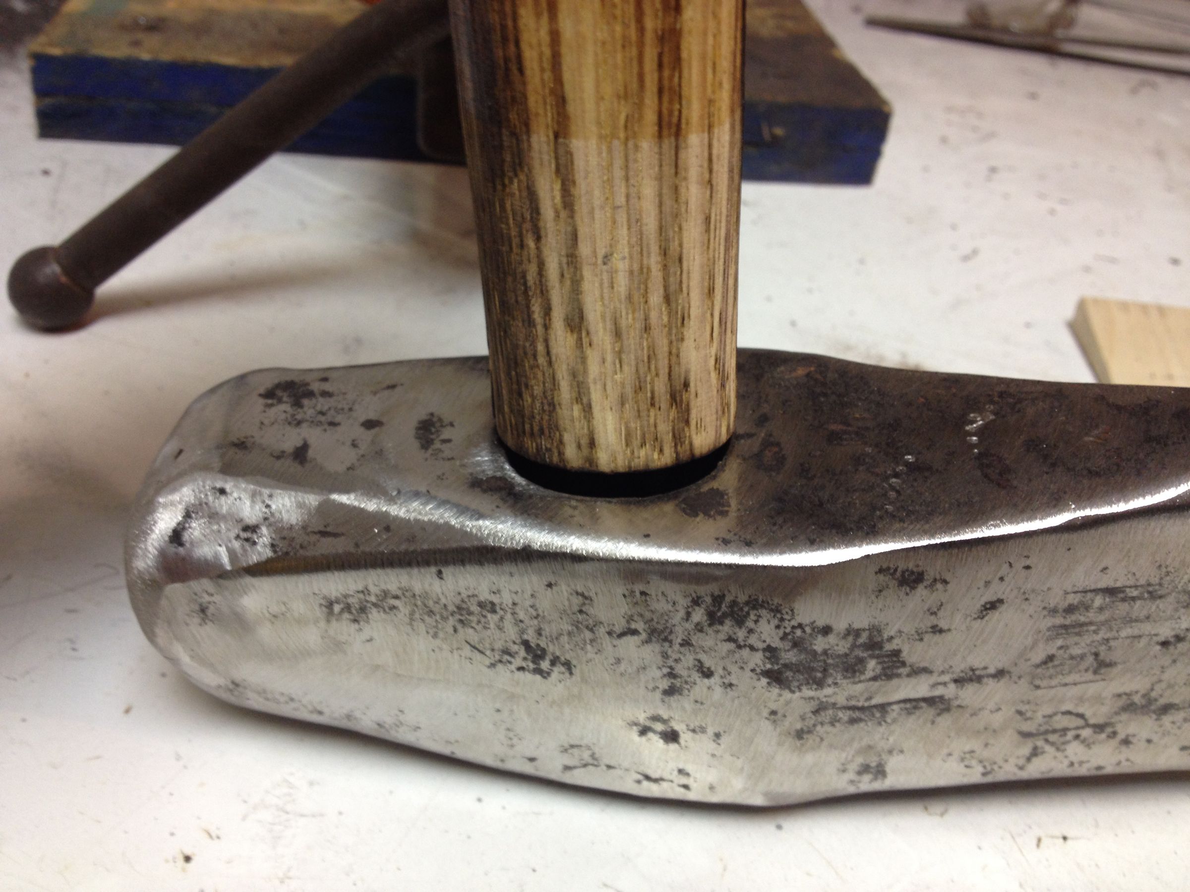 How to Re-handle an Axe... : 6 Steps (with Pictures) - Instructables