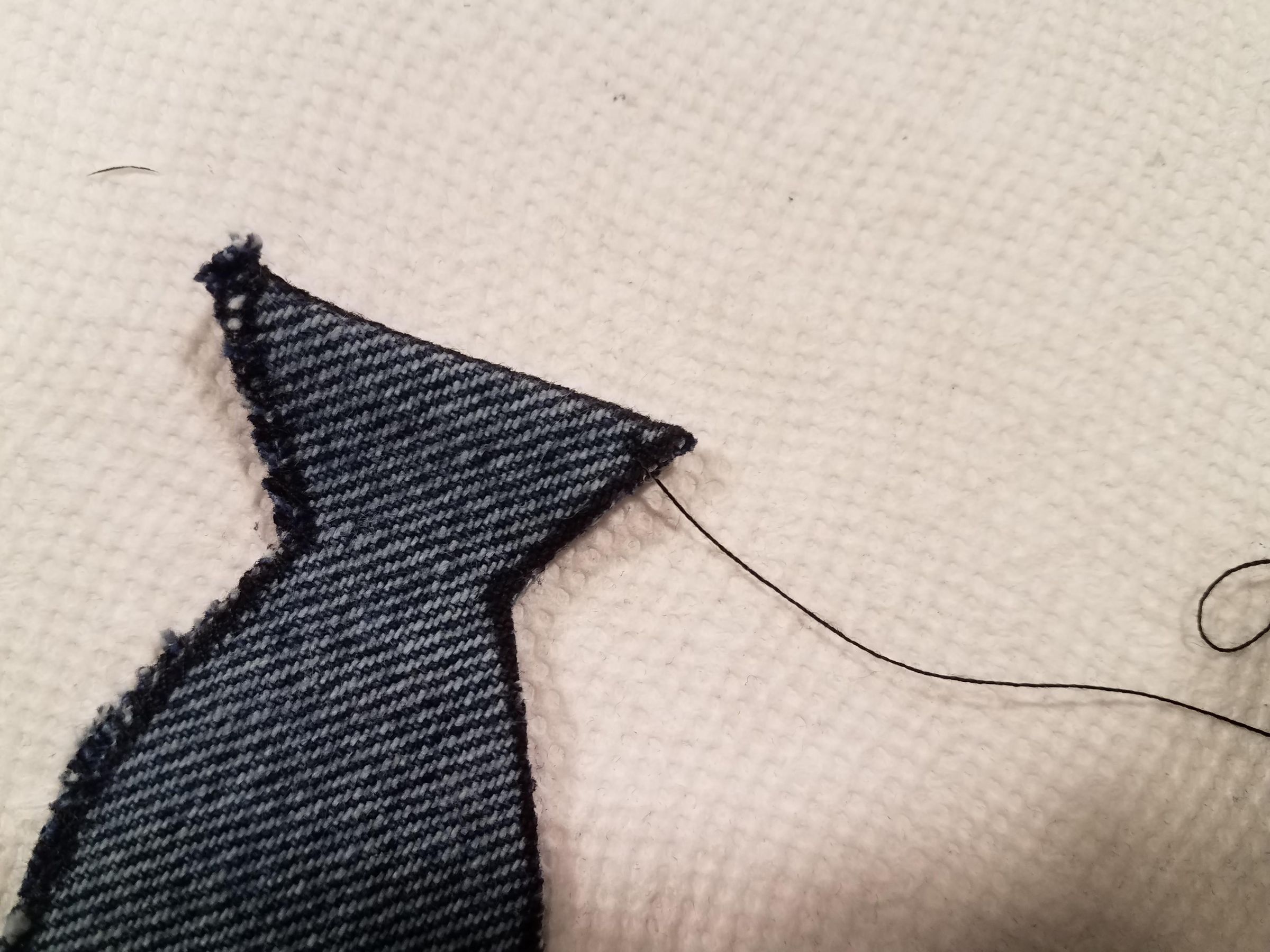 Make Your Own Mini Catnip Fish Out of Old Blue Jeans - DIY Cat Toys for ...