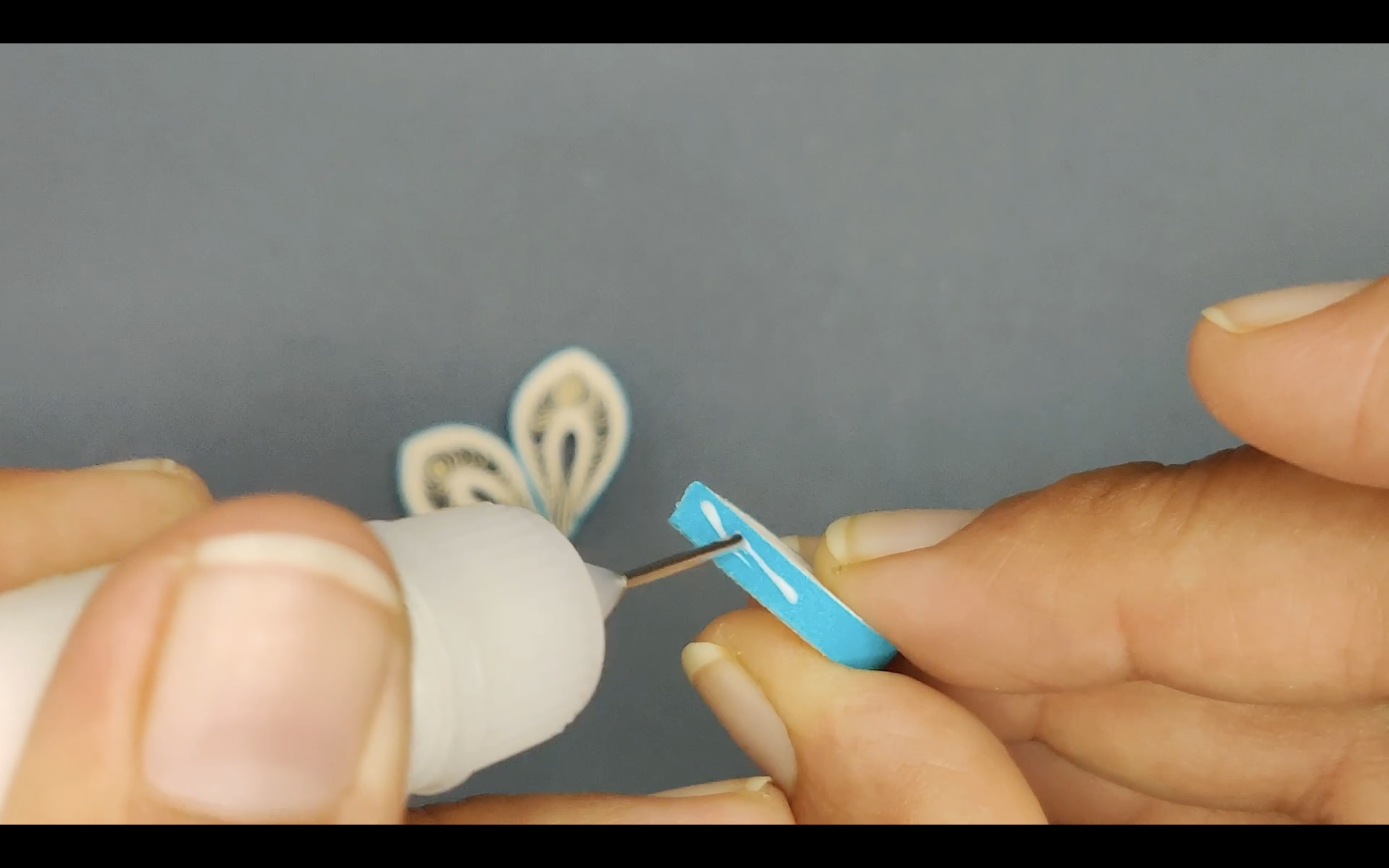 Paper Quilled Ornamental Dangler DIY : 13 Steps (with Pictures ...