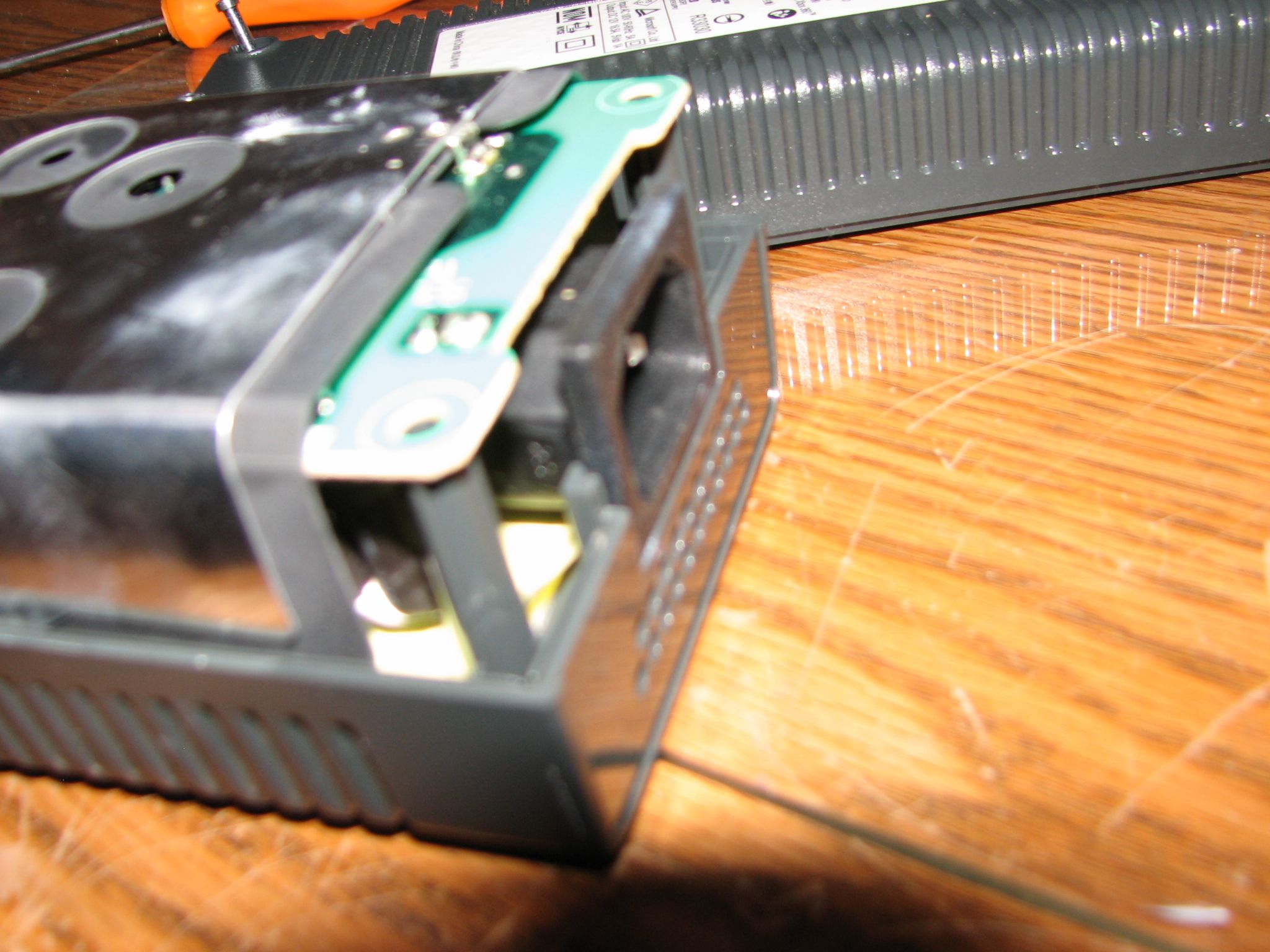 Disassembling and Cleaning Xbox-360 Power Supply ( Brick ) : 6 Steps ...