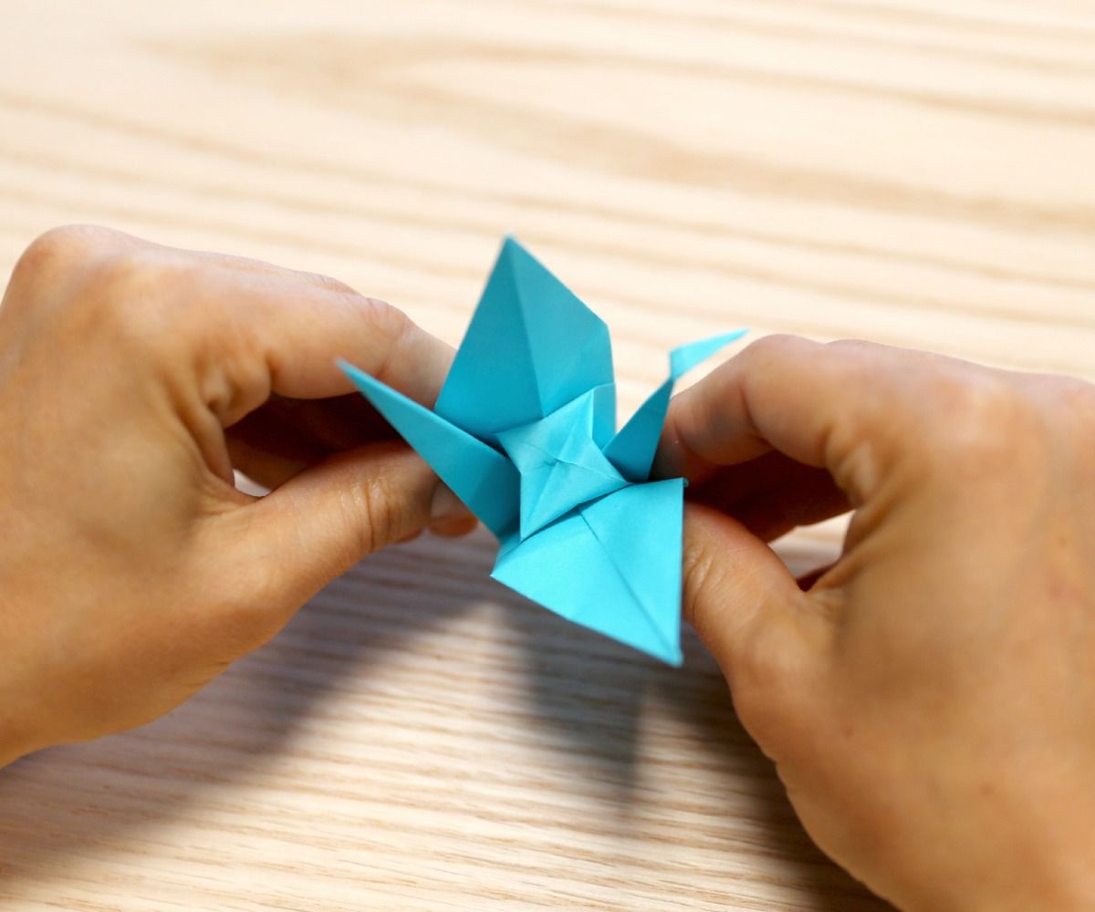 How to Make a Paper Crane : 16 Steps (with Pictures) - Instructables
