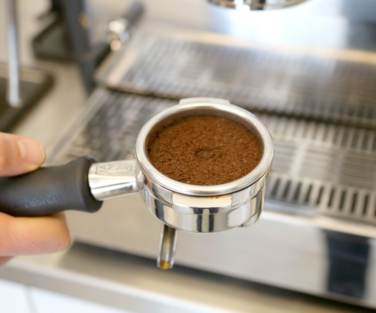 How to Pack an Espresso Shot : 5 Steps (with Pictures) - Instructables
