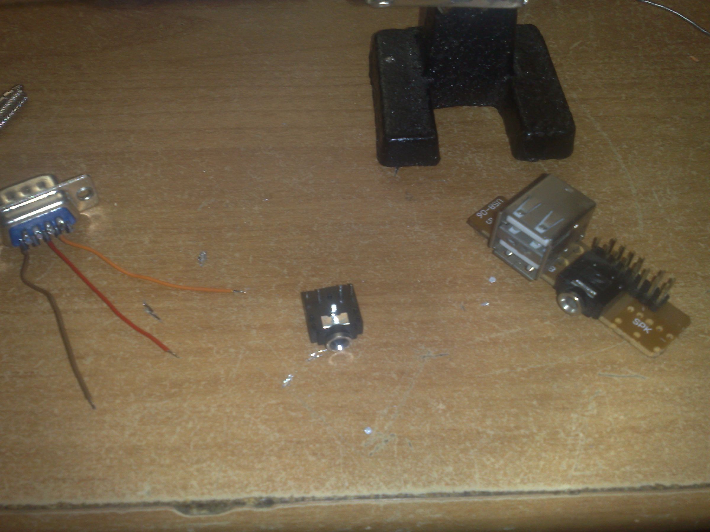 PicAxe Serial Download Cable (homemade From Scrap) : 5 Steps ...