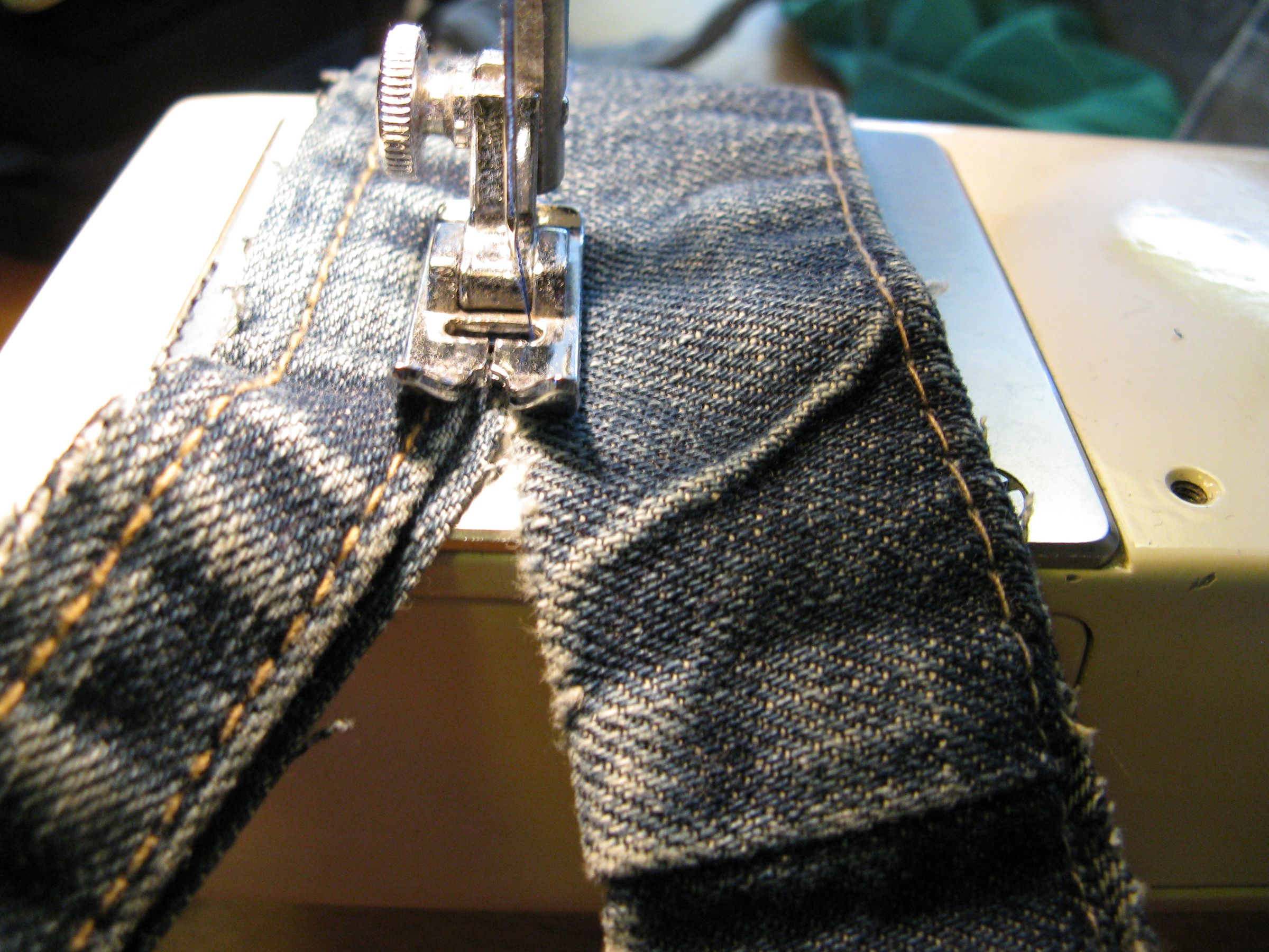 Recycle Denim: Floor Mat From Waistbands and Inseams : 5 Steps (with ...