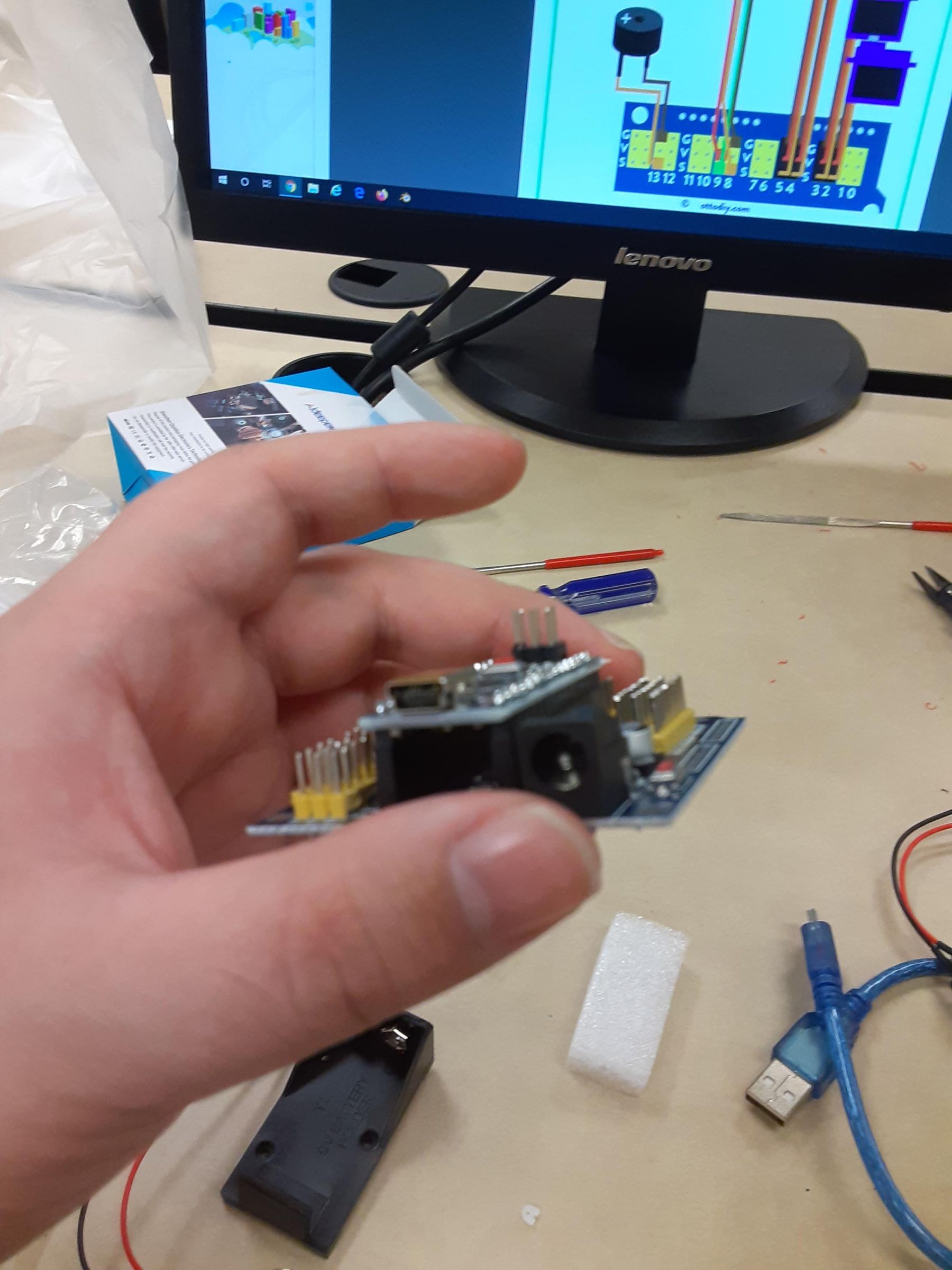 Otto Bot (I Named Mine Spike) : 5 Steps - Instructables
