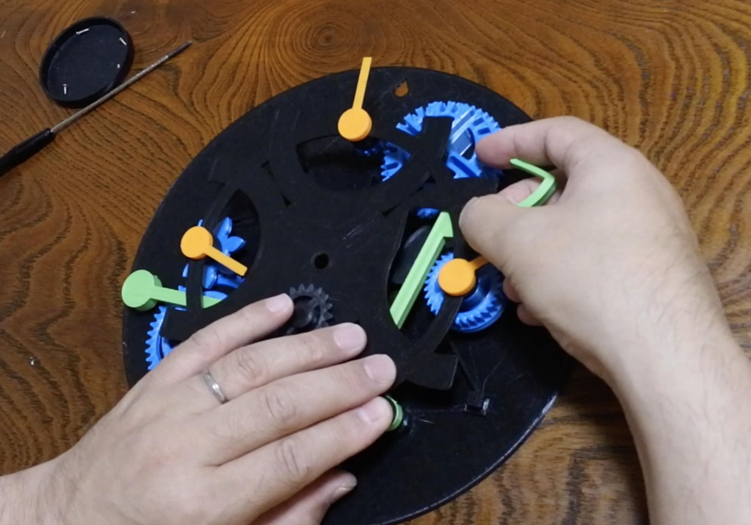 Quartz-movement Based Perpetual Calendar Clock : 8 Steps (with Pictures ...