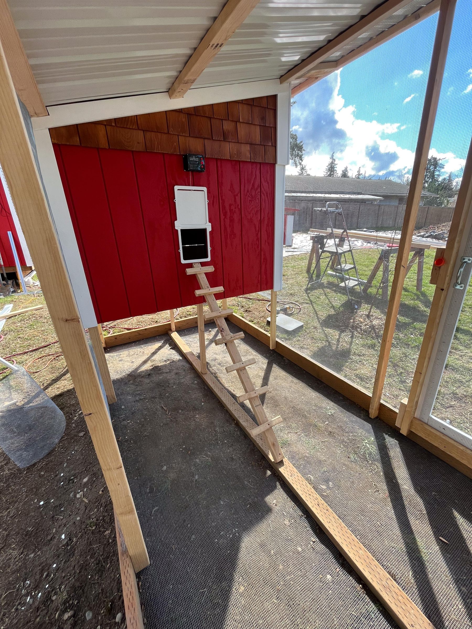 Build a DIY Chicken Palace : 7 Steps (with Pictures) - Instructables