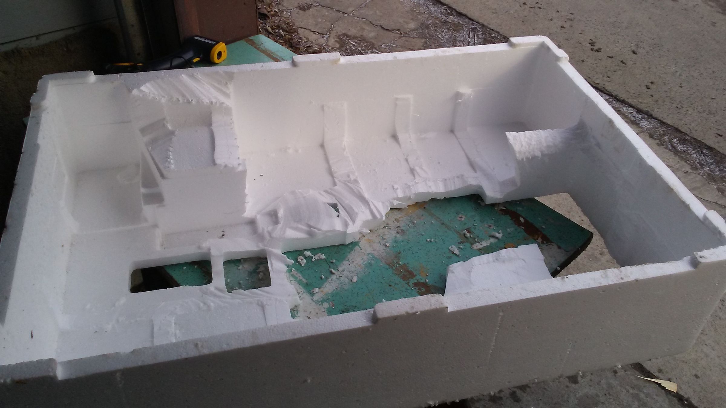 STYROFOAM HOT WIRE CUTTERS : 3 Steps - Instructables