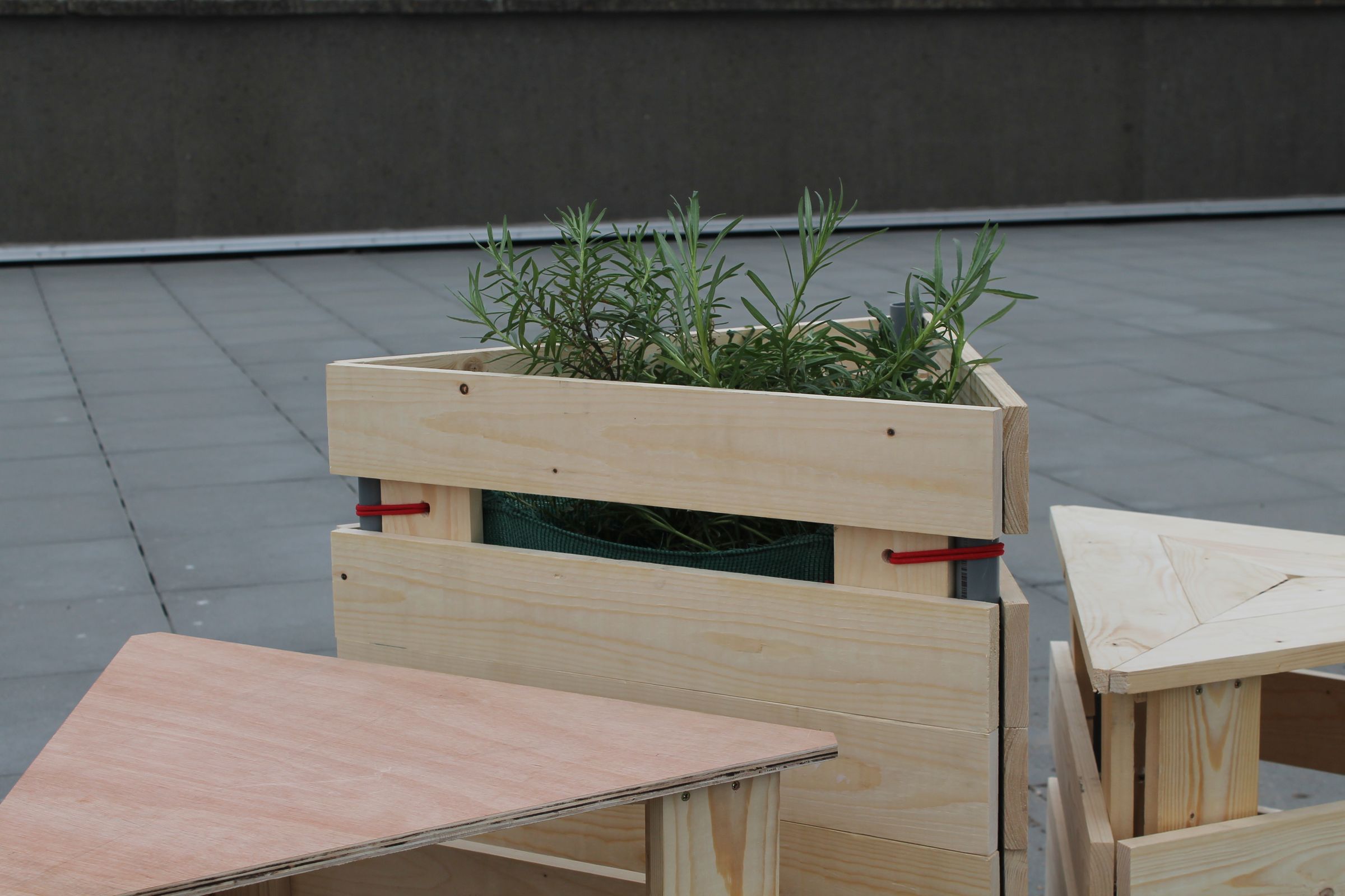 Modular Triangle Event Planter : 7 Steps (with Pictures) - Instructables