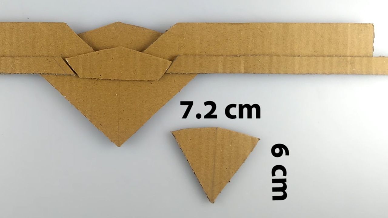 DIY Wonder Woman's TIARA Costume : 17 Steps (with Pictures) - Instructables