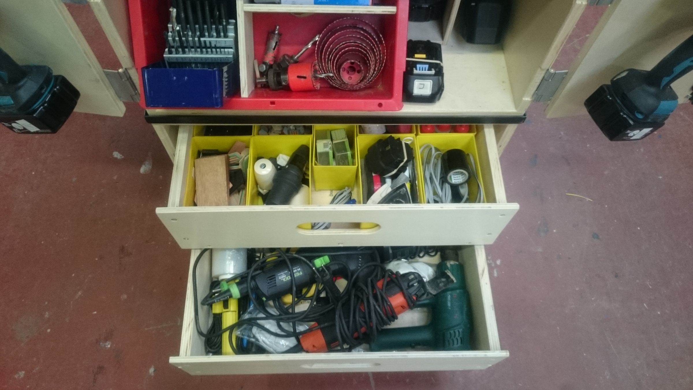 Ultimate Portable Mobile Toolbox : 10 Steps - Instructables