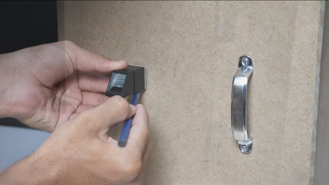 Fingerprint Locker With Arduino : 7 Steps - Instructables