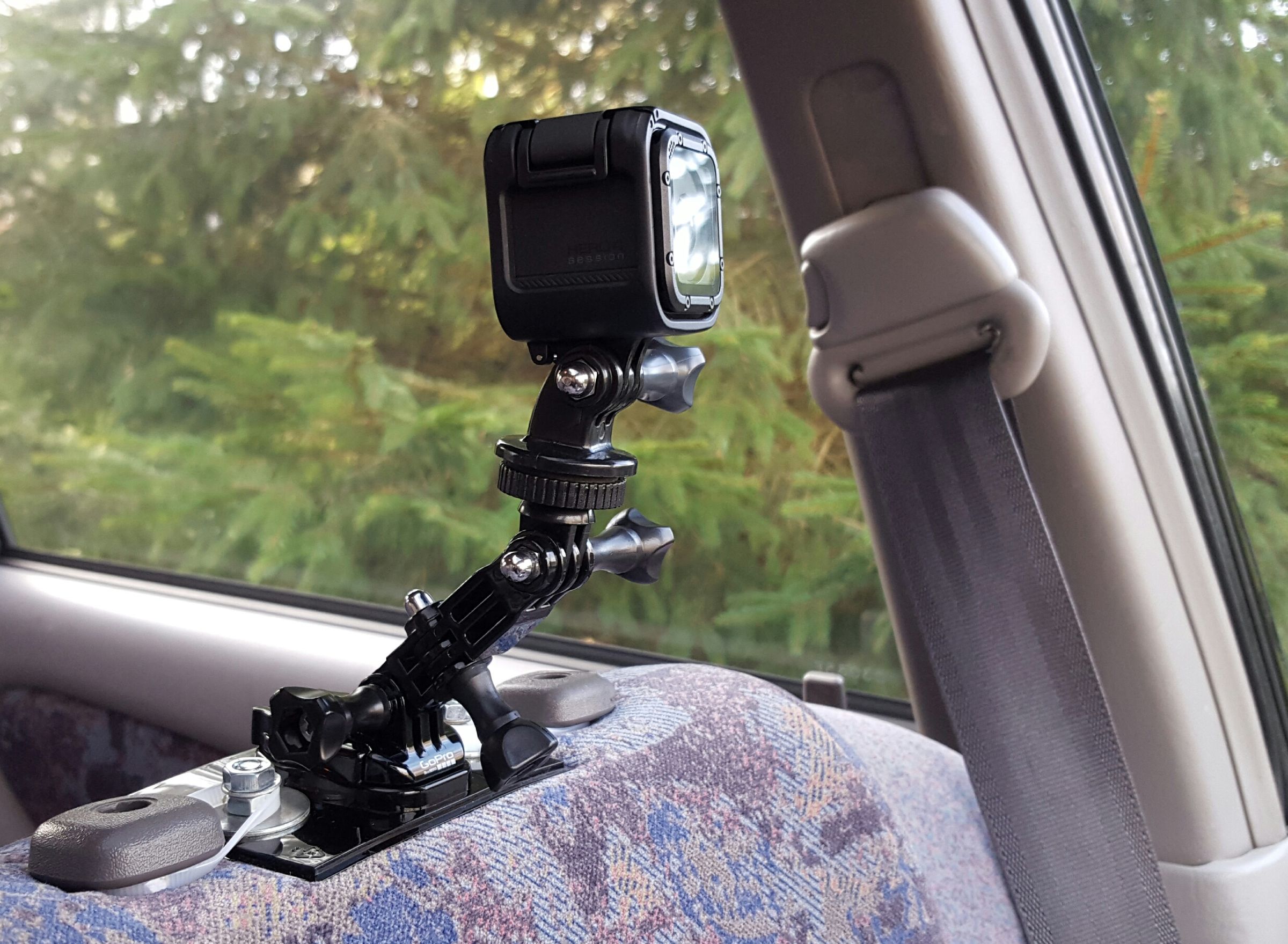 GoPro / Gear 360 Car Headrest Mount : 4 Steps (with Pictures ...