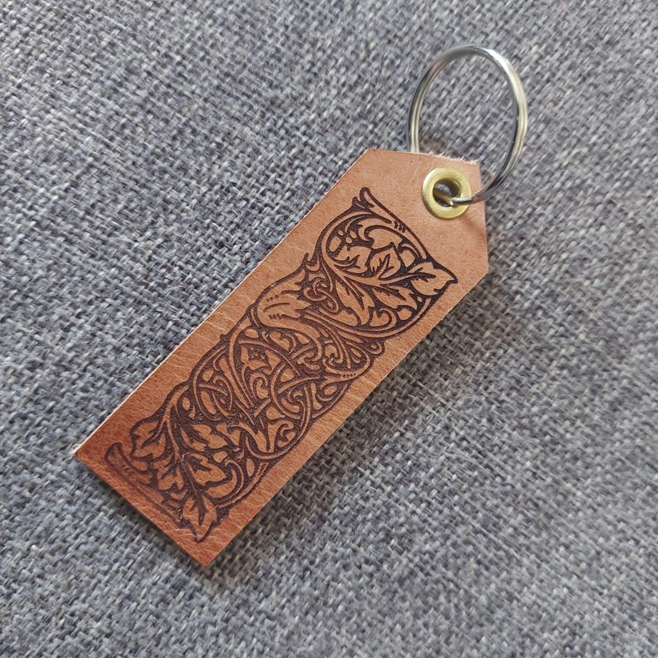 How to Make a Leather Keychain/Keyring/Keyholder : 5 Steps (with ...