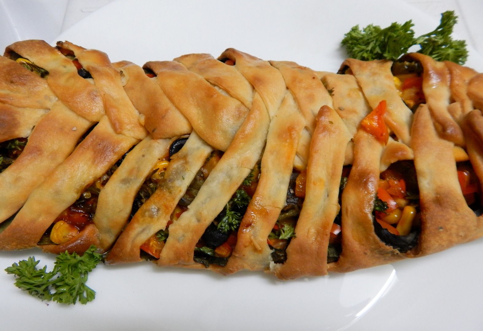 Braided Pizza Calzone : 3 Steps (with Pictures) - Instructables