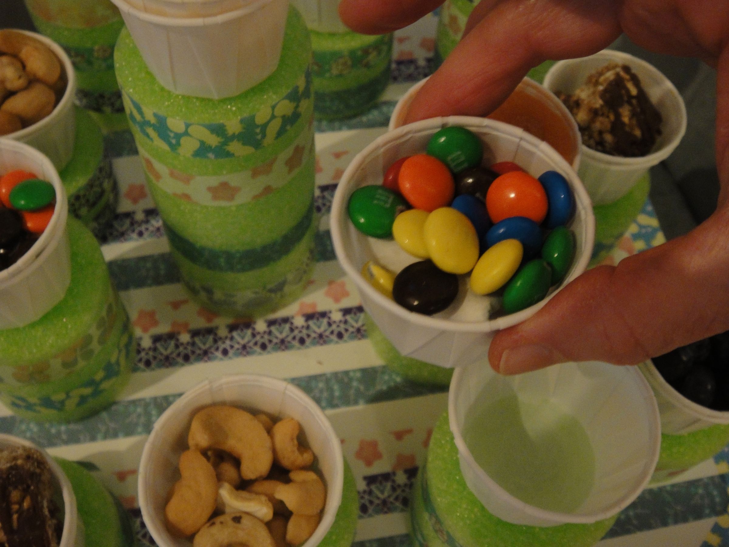 Snack Hat : 11 Steps (with Pictures) - Instructables