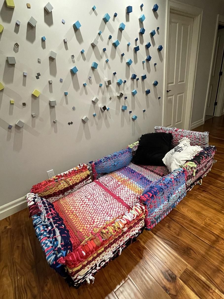 Cozy Upcycled Human Dog Bed : 5 Steps (with Pictures) - Instructables