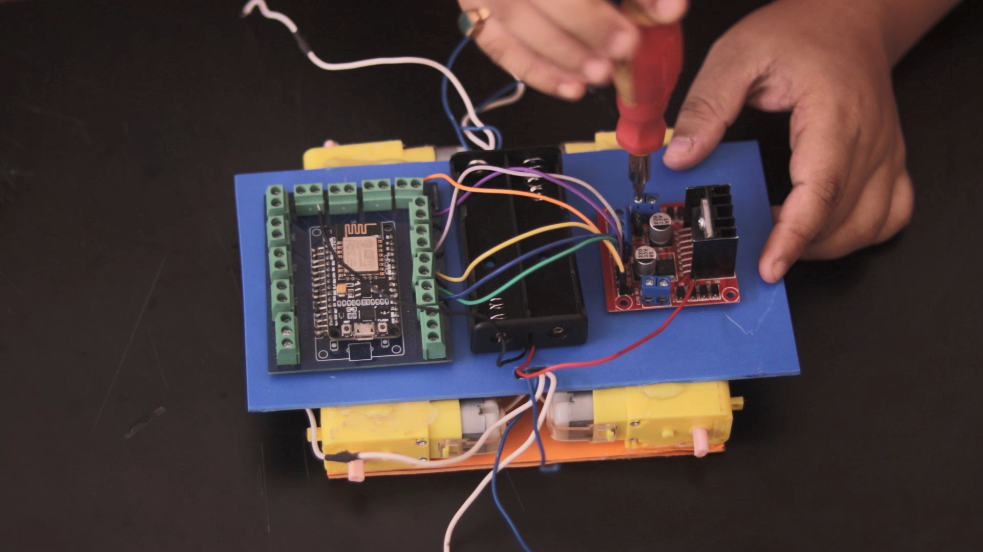 Wifi Controlled SUMO BOT : 8 Steps - Instructables