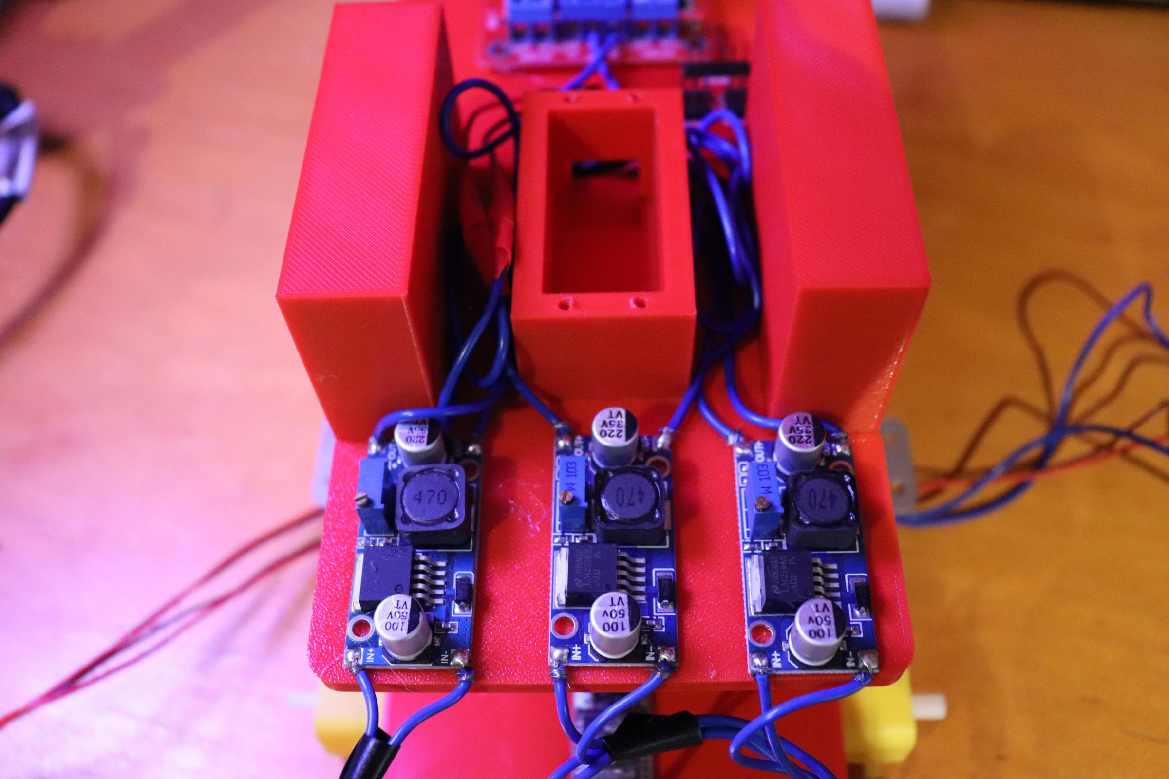 Bluetooth Controlled Claw Robot : 20 Steps (with Pictures) - Instructables