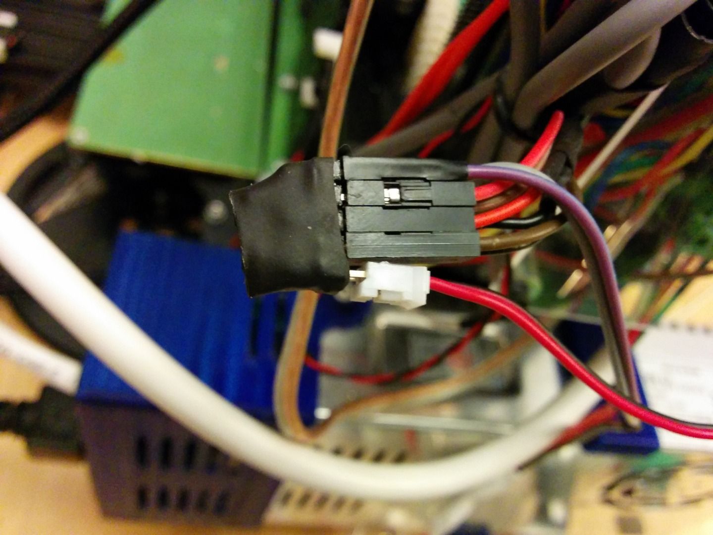 Extending Power Pins for Multiple Connectors : 4 Steps - Instructables