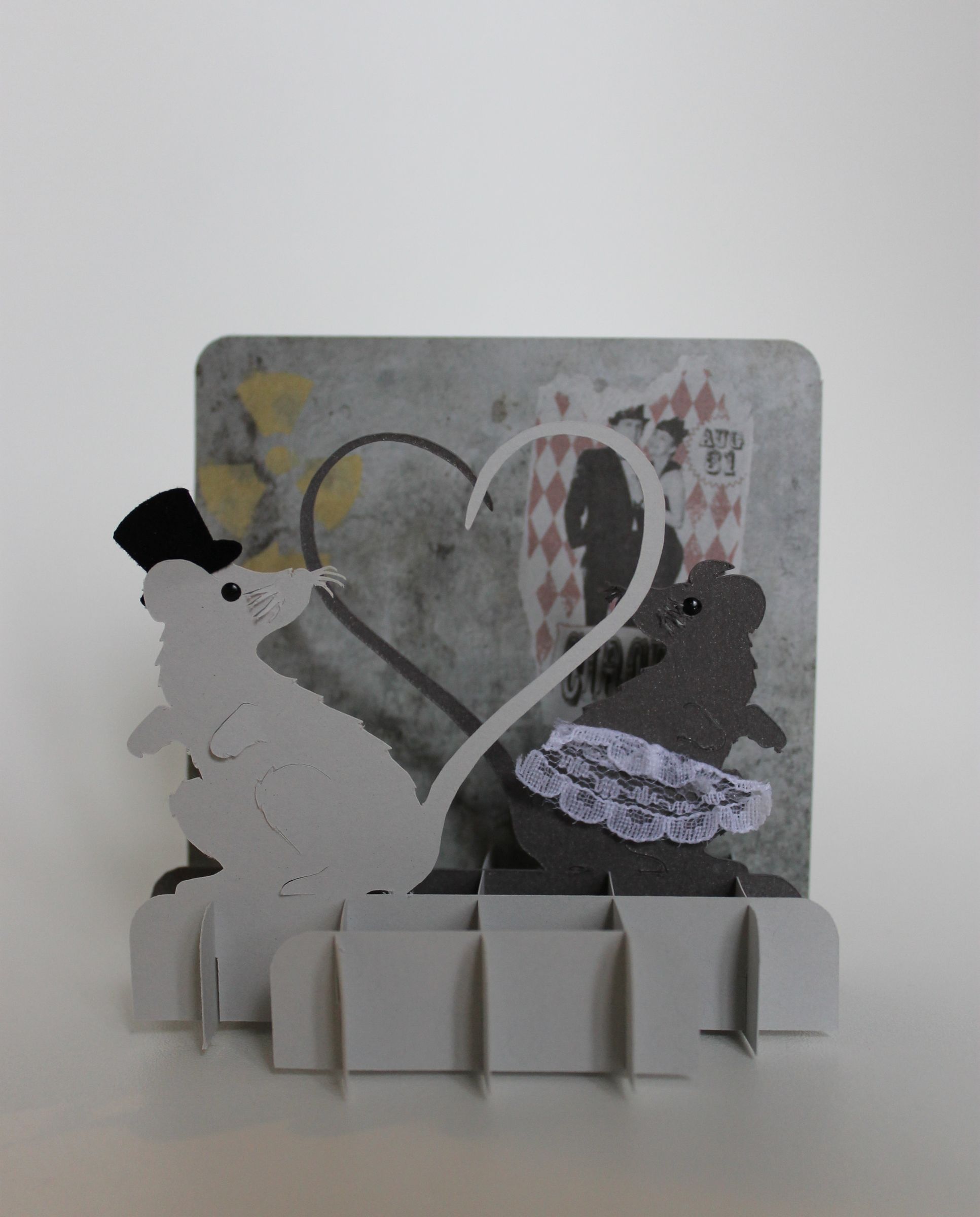 Rats in Love Standing Pop-up Card : 4 Steps (with Pictures) - Instructables