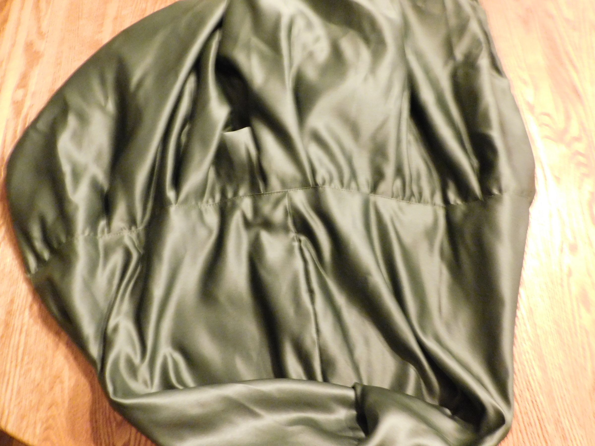 Dr. Doom Cape: Scaled, Mini/full : 9 Steps (with Pictures) - Instructables