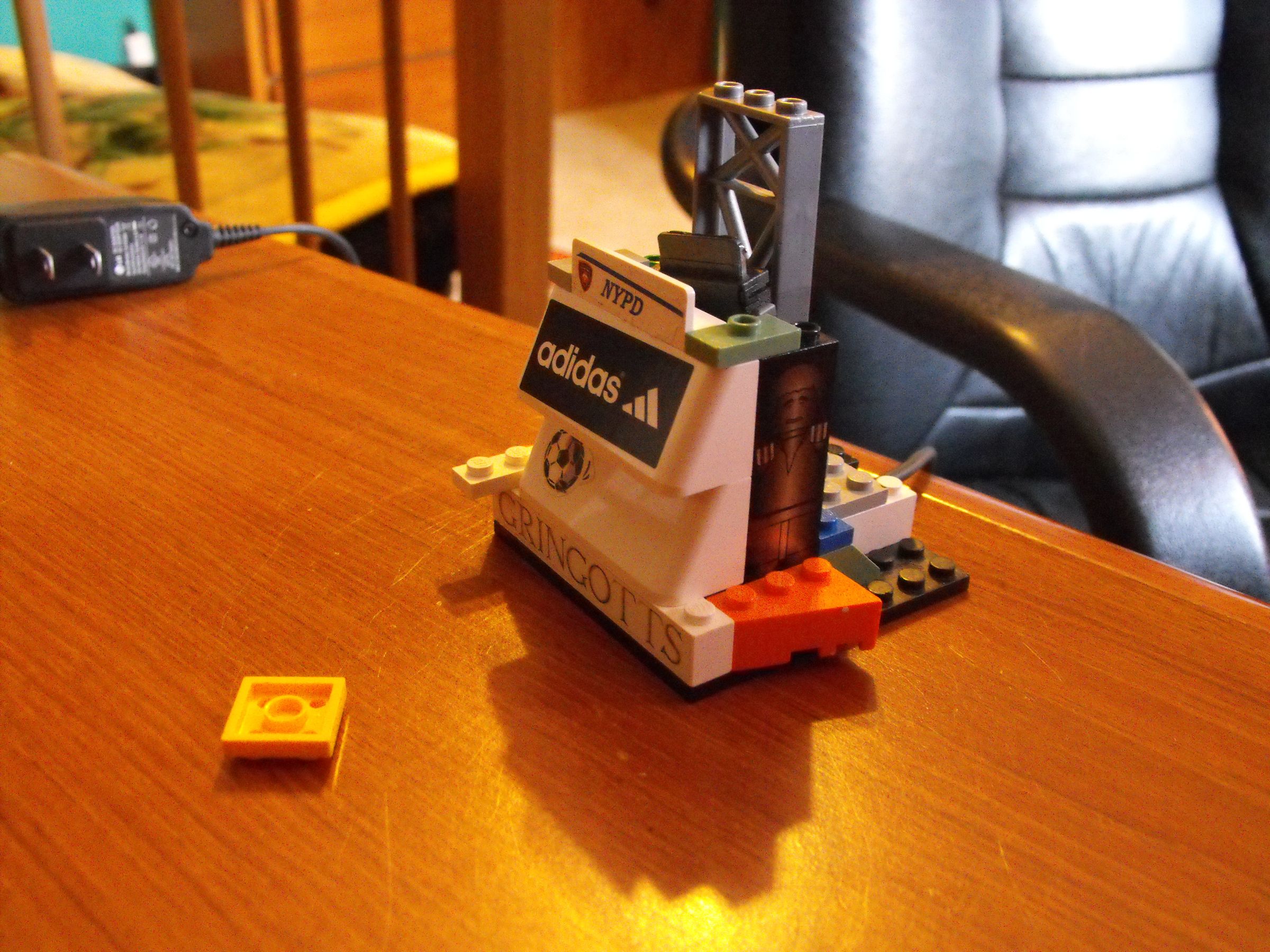 DIY Lego Cell Phone Holder/Charger : 3 Steps - Instructables