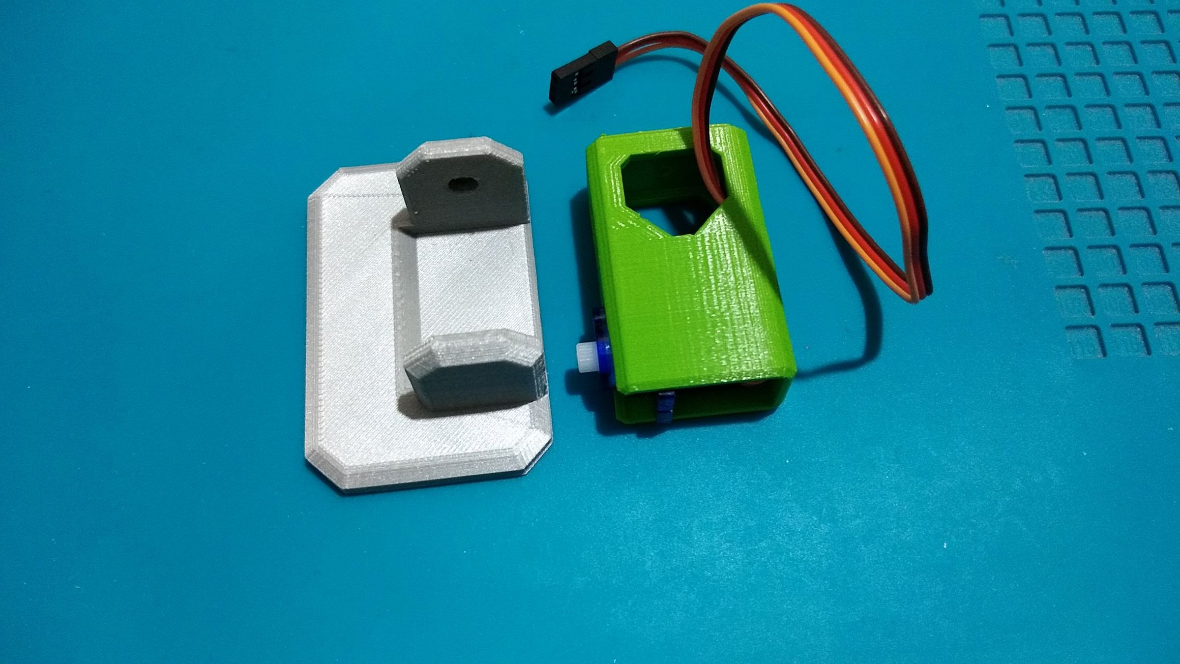 How to Make a Humanoid Robot : 8 Steps - Instructables