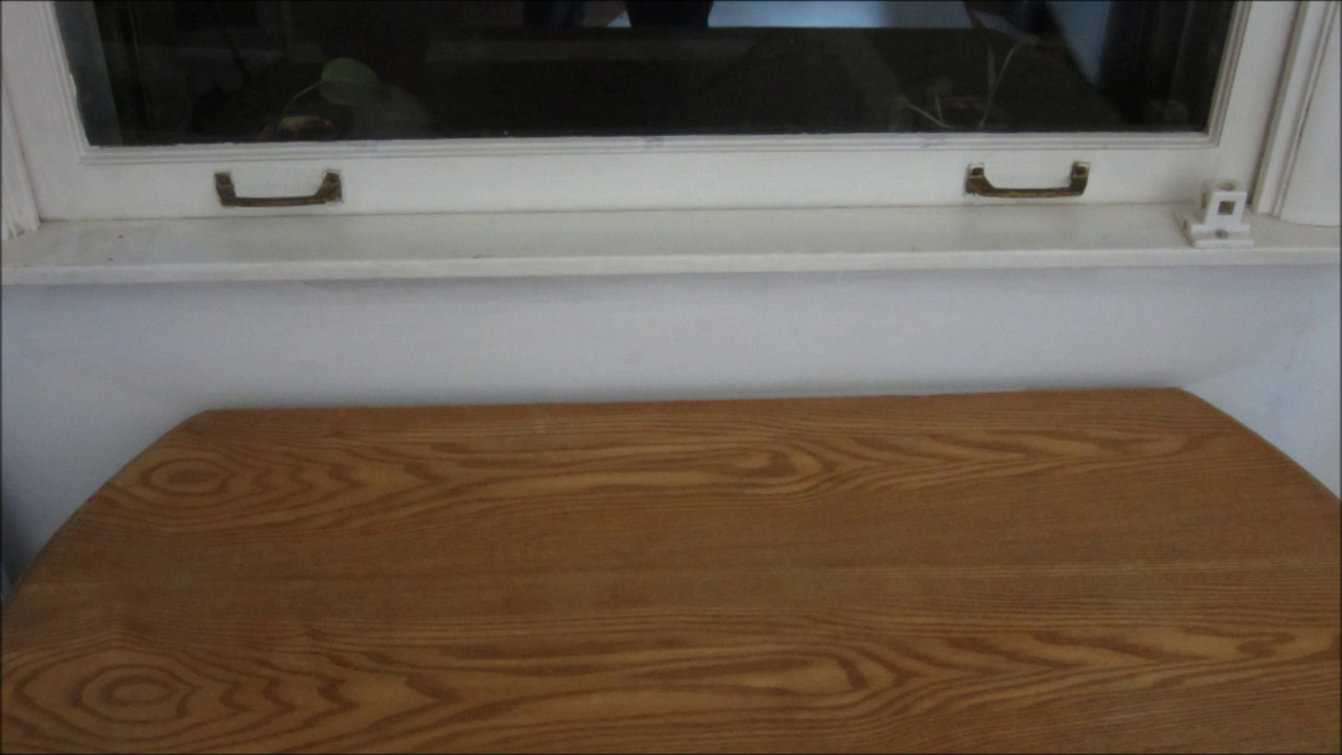 The Pepper's Ghost Illusion : 5 Steps (with Pictures) - Instructables