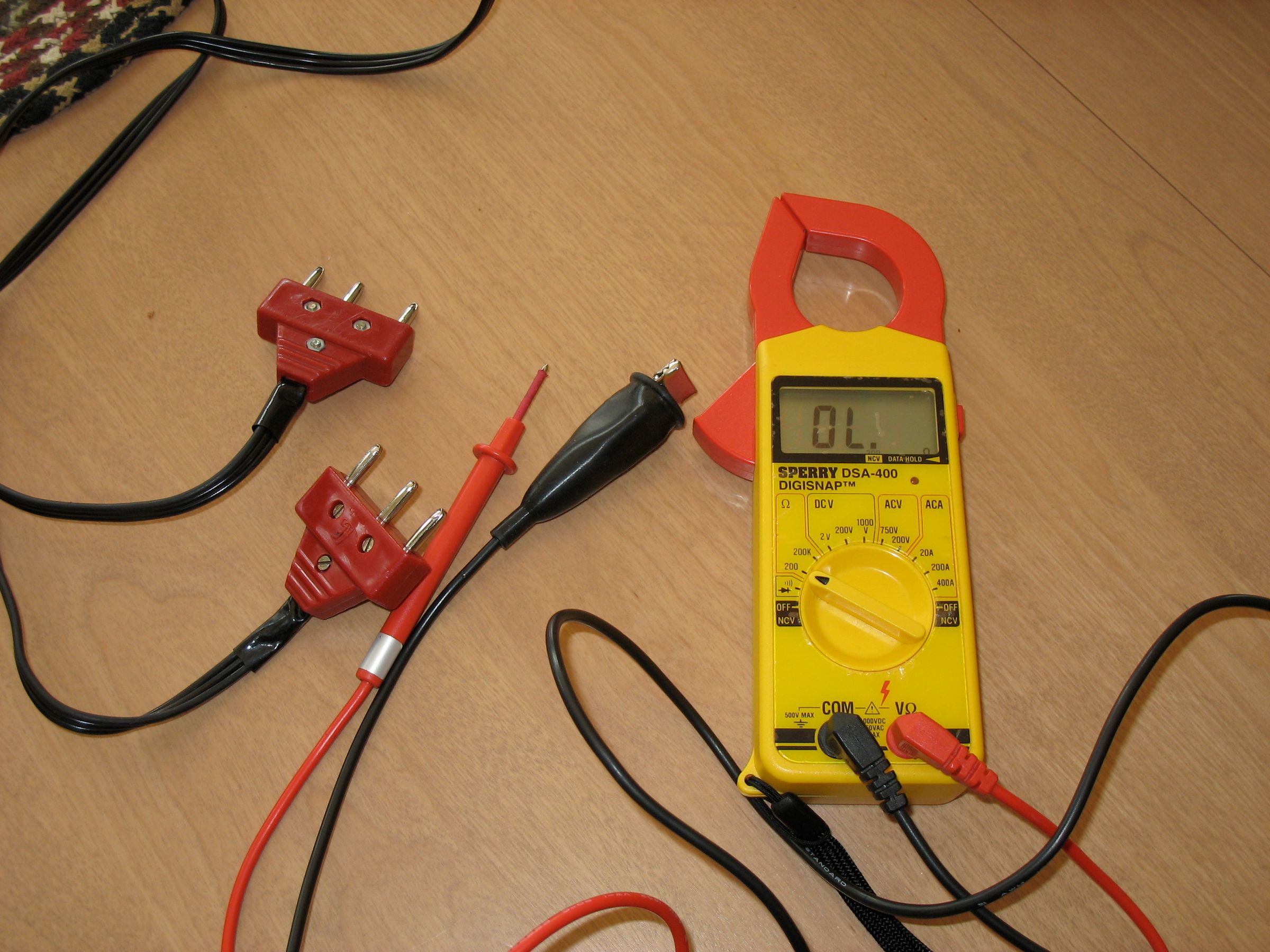 Testing and Repairing an Epee Bodycord : 9 Steps (with Pictures ...