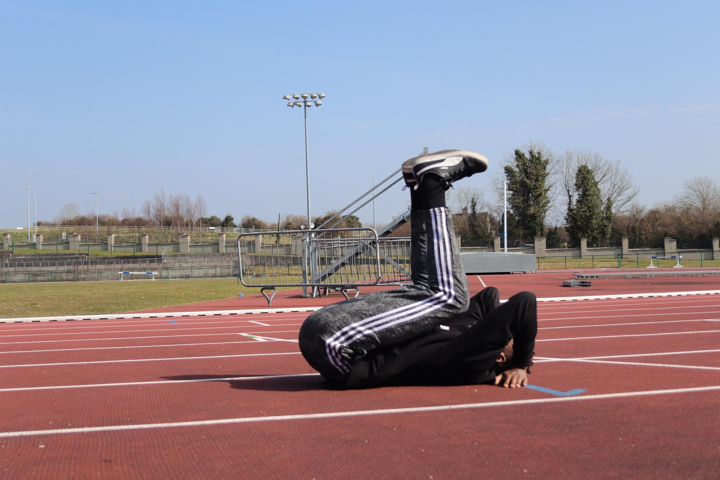 How to Do a Kip-up : 4 Steps - Instructables