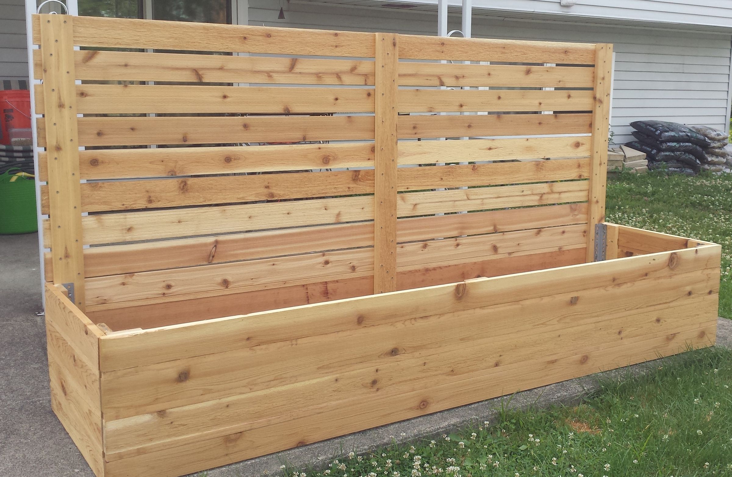HOW TO BUILD MULTI-USE RAISED BED PLANTERS WITH PRIVACY PANELS : 10 ...