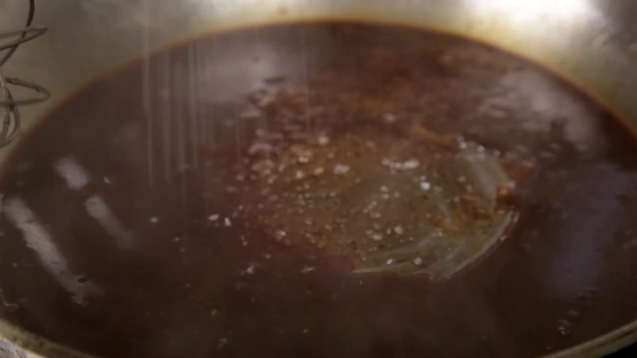 How to Cook a Red Wine Reduction Sauce : 10 Steps - Instructables