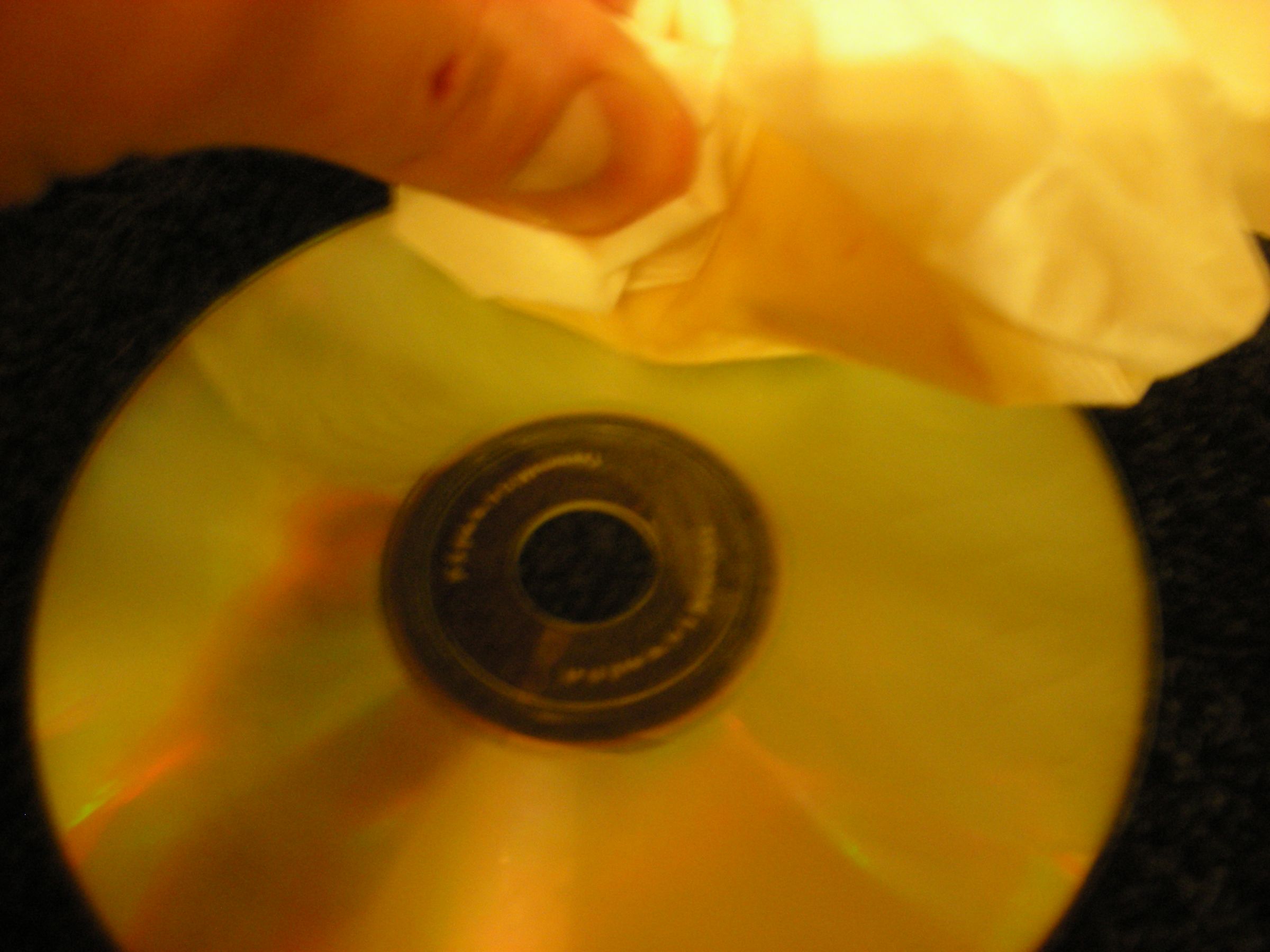 Effective CD Scratch Repair : 4 Steps - Instructables