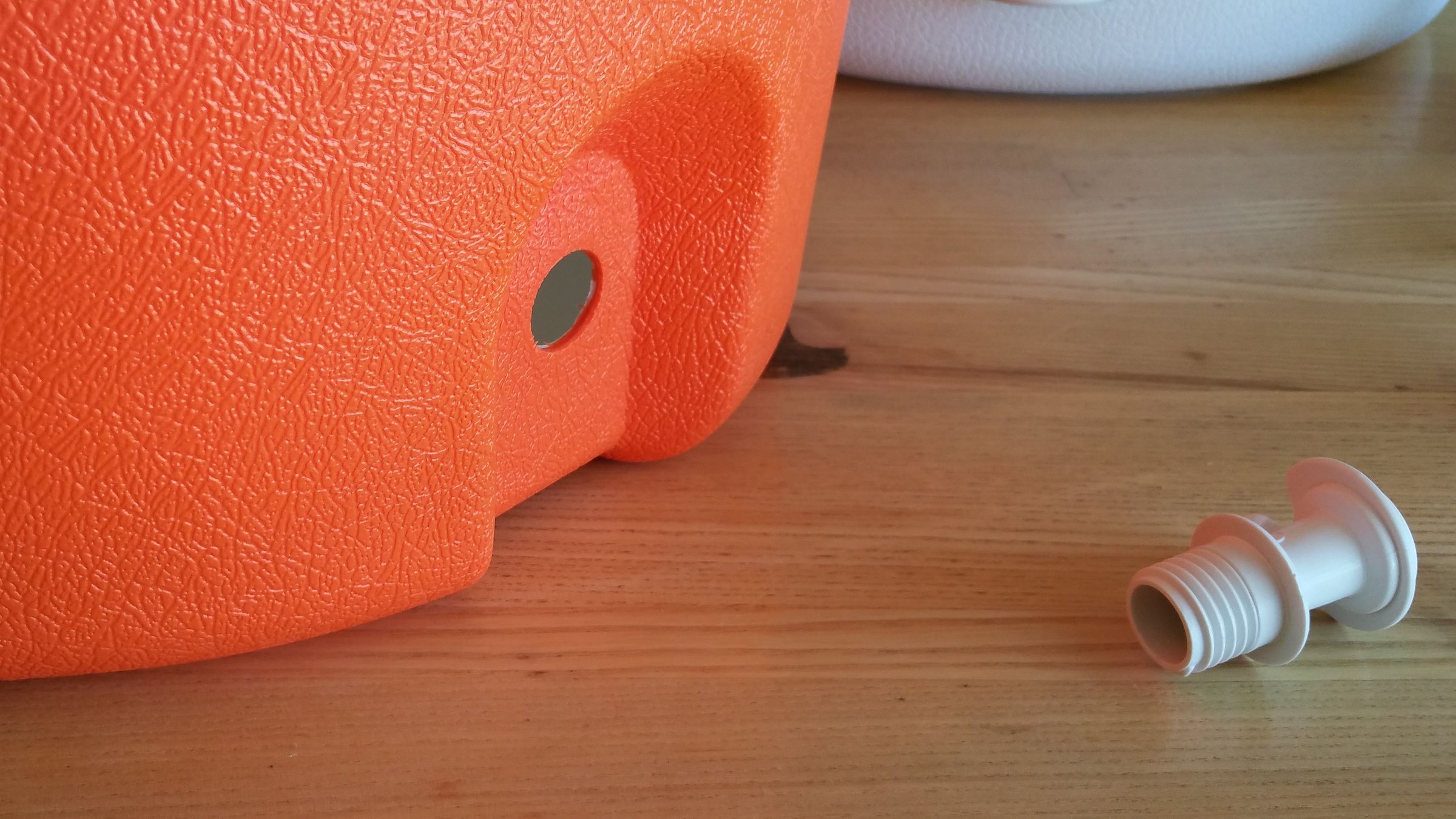 How to Make a Mash Tun for Brewing All-grain Beer : 8 Steps (with ...