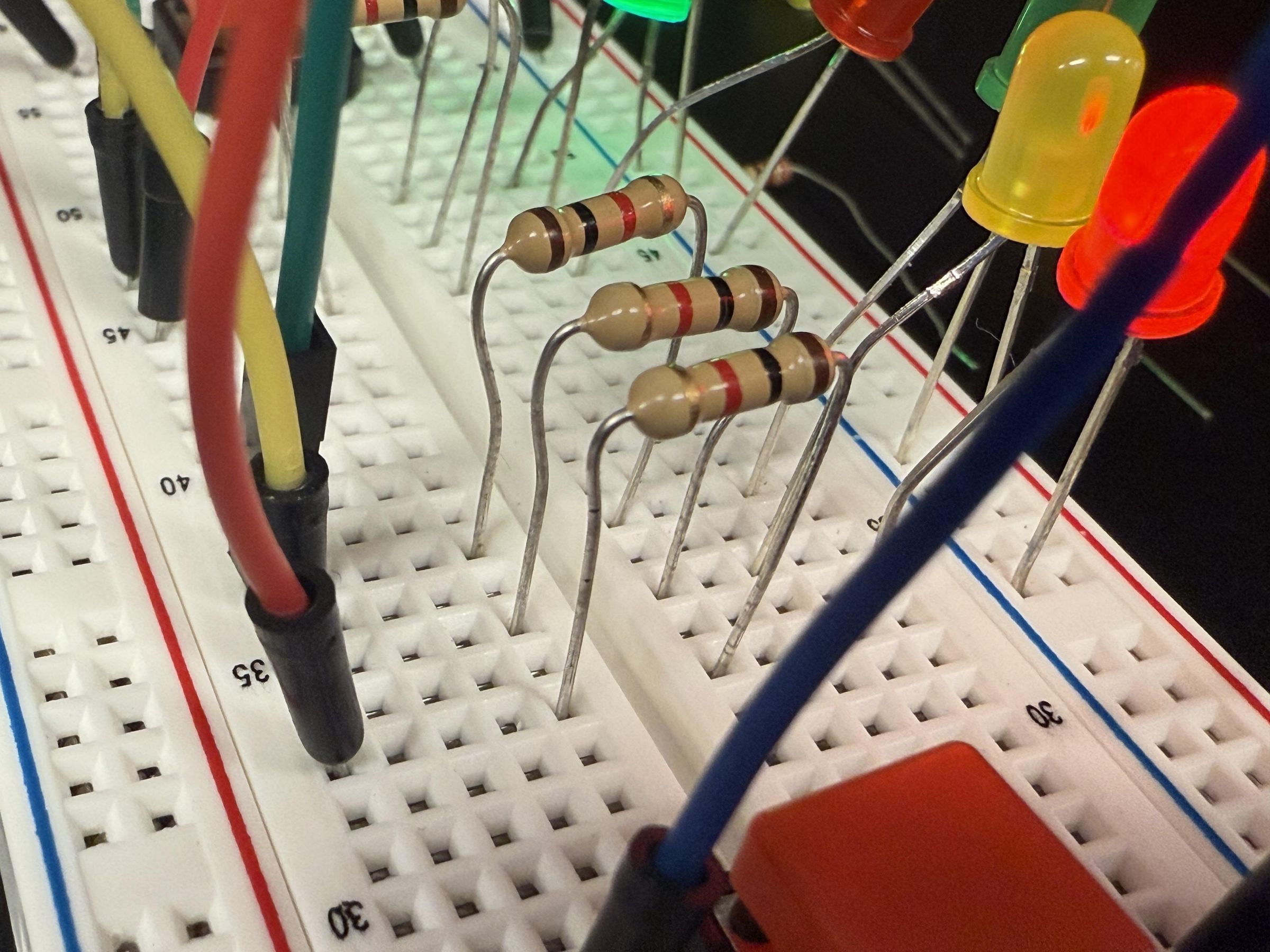 Traffic Light Model (Arduino) With Sensors : 3 Steps - Instructables