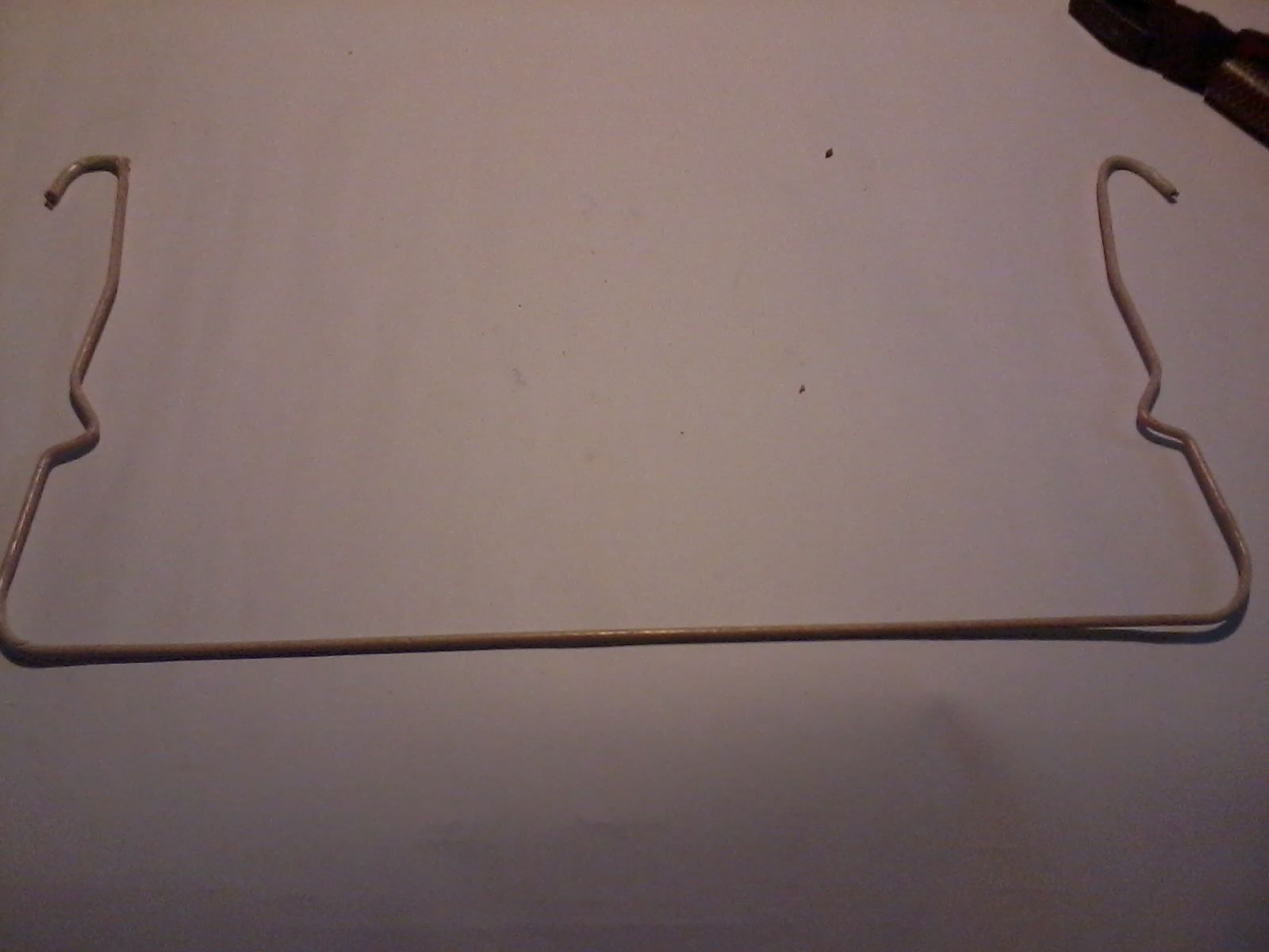 Clothes Hanger Hack : 3 Steps - Instructables
