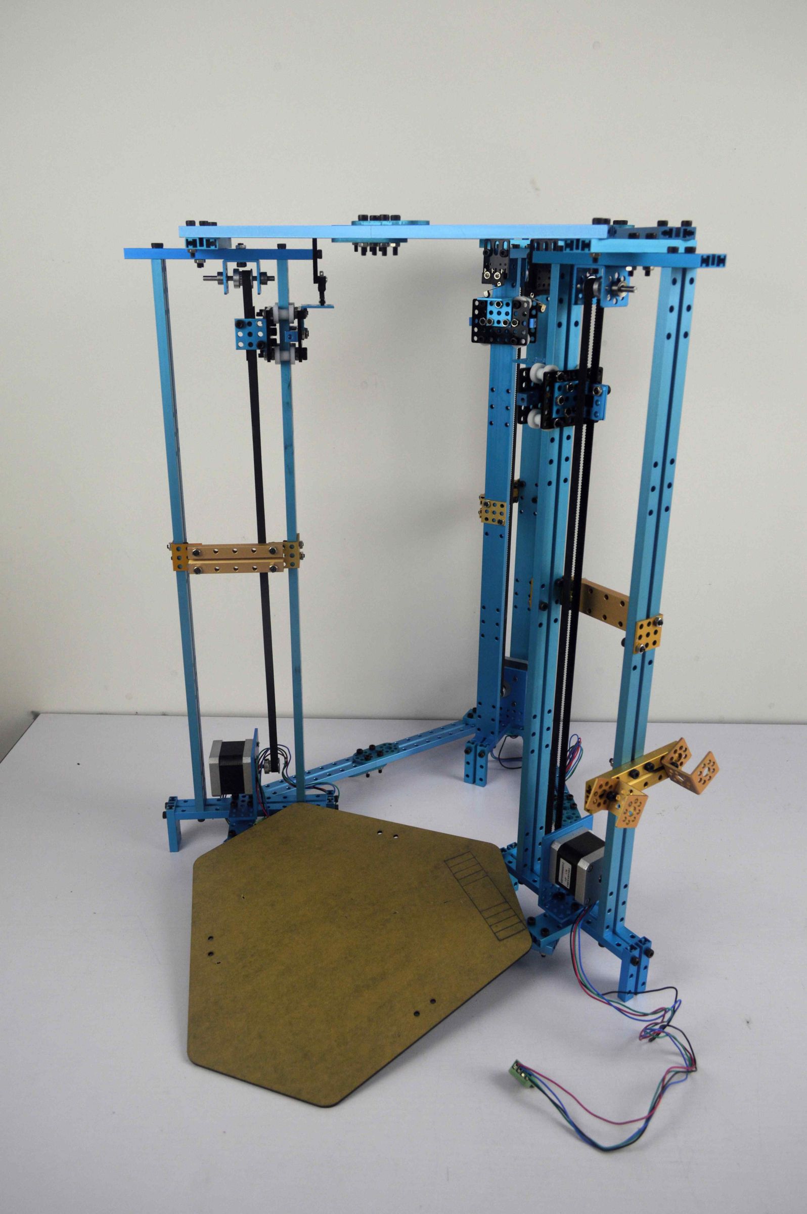 How to Make a Delta Robot by Makeblock : 12 Steps - Instructables