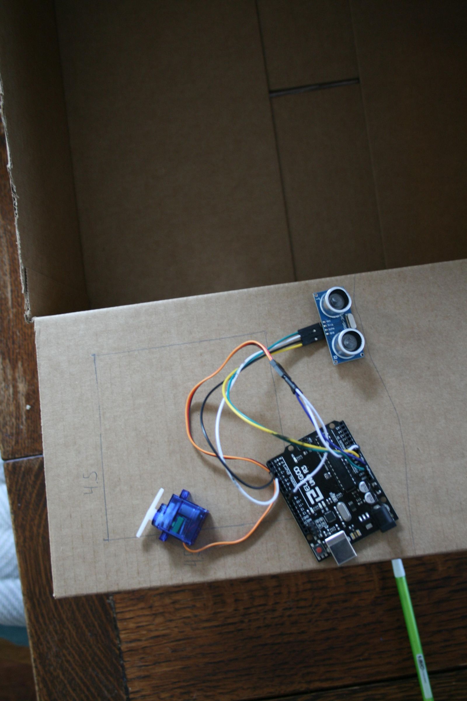 Easiest No-Touch Light Switch : 7 Steps - Instructables